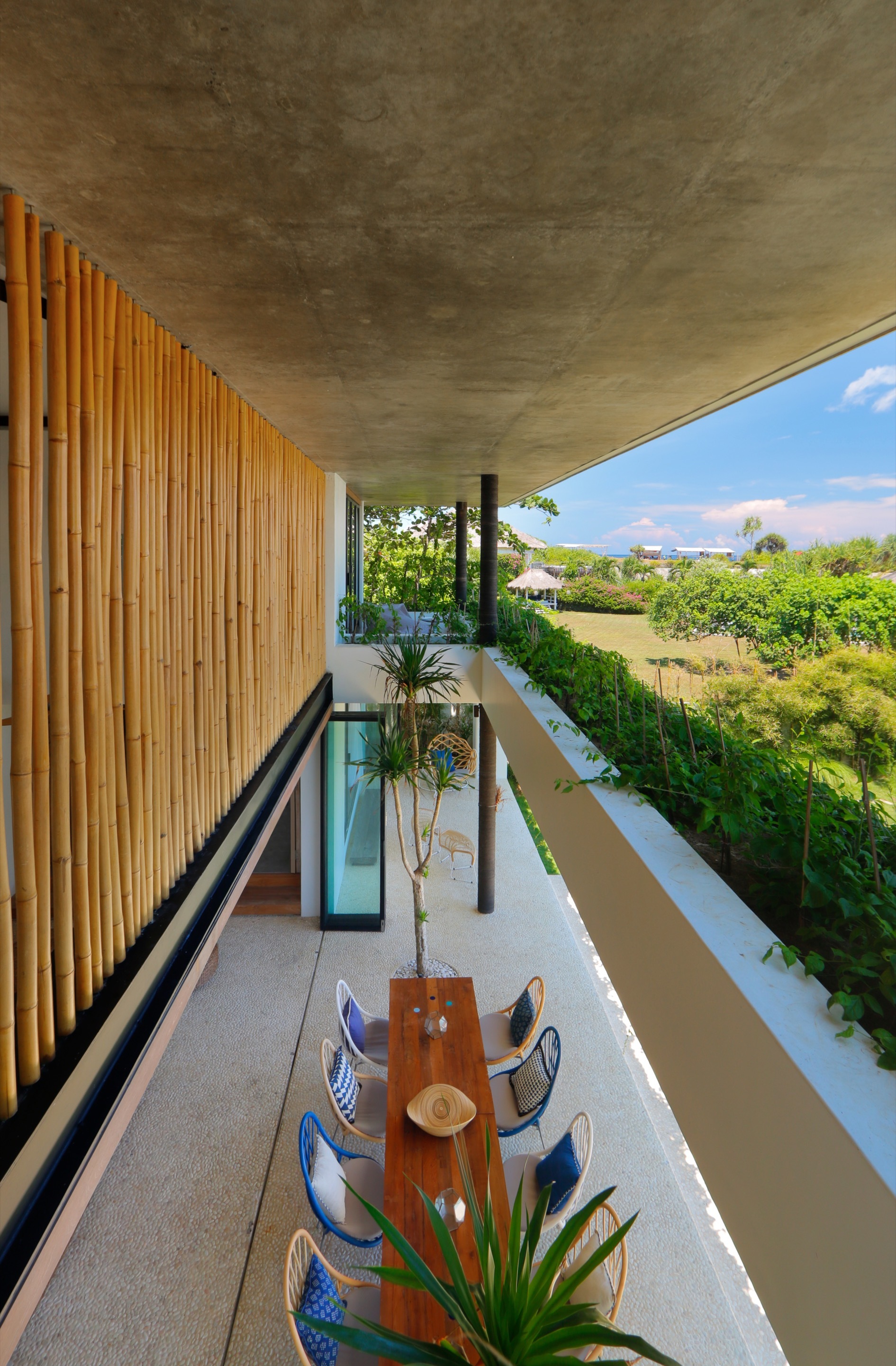 Gallery of Seascape Lembongan / Word of Mouth House - 22