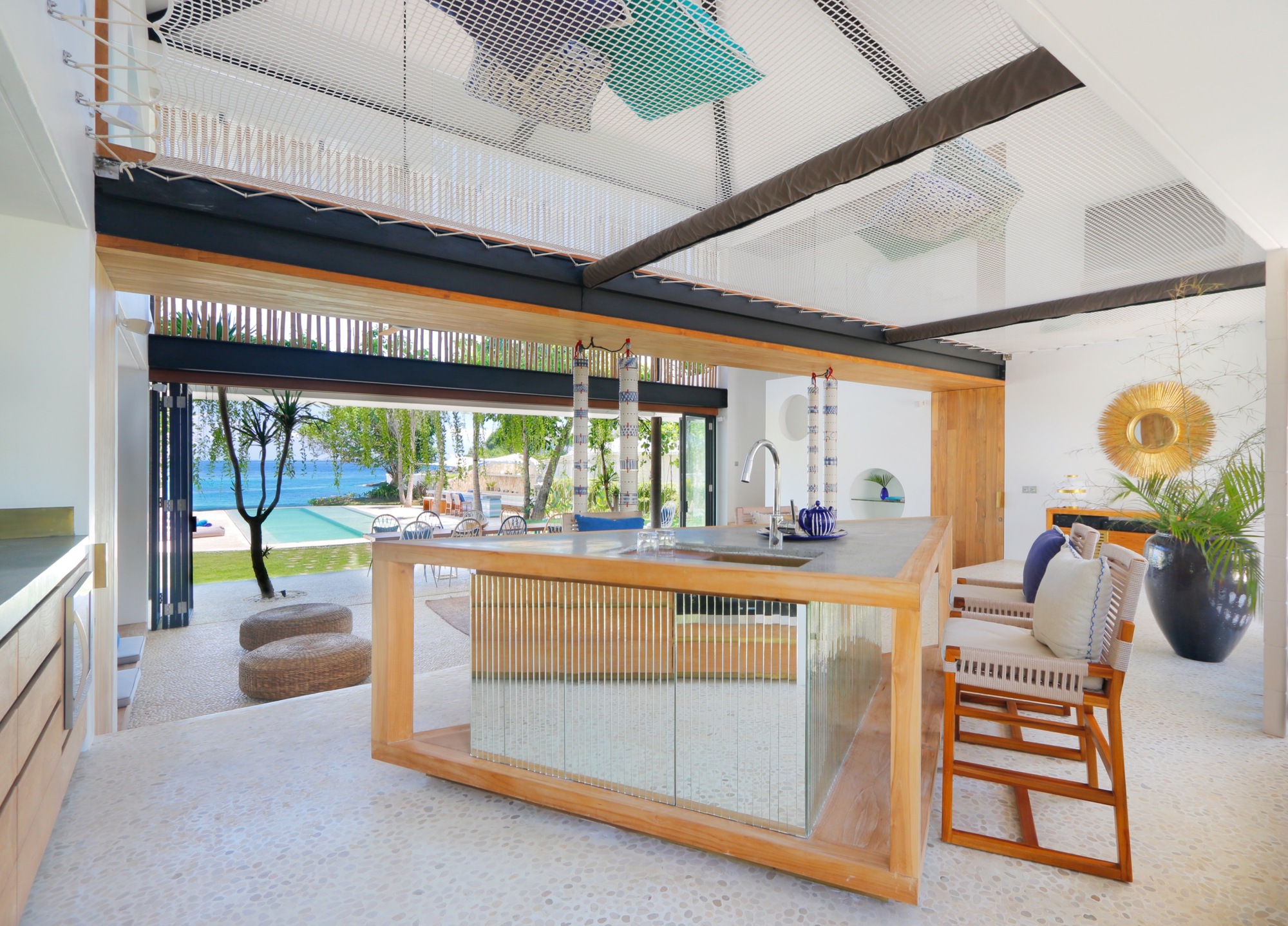 Gallery of Seascape Lembongan / Word of Mouth House - 34