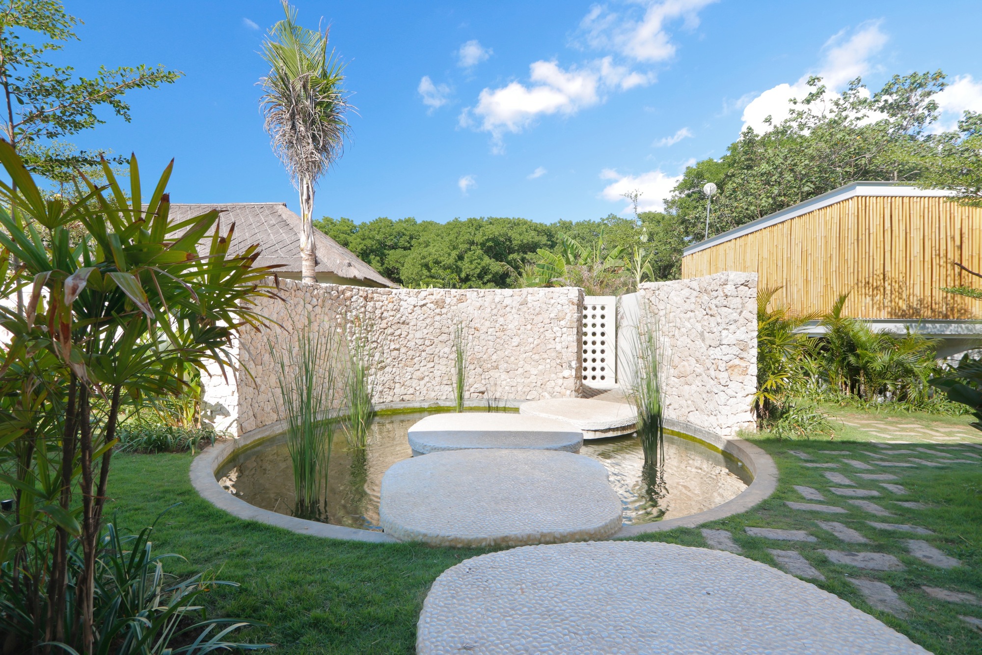 Gallery of Seascape Lembongan / Word of Mouth House - 28