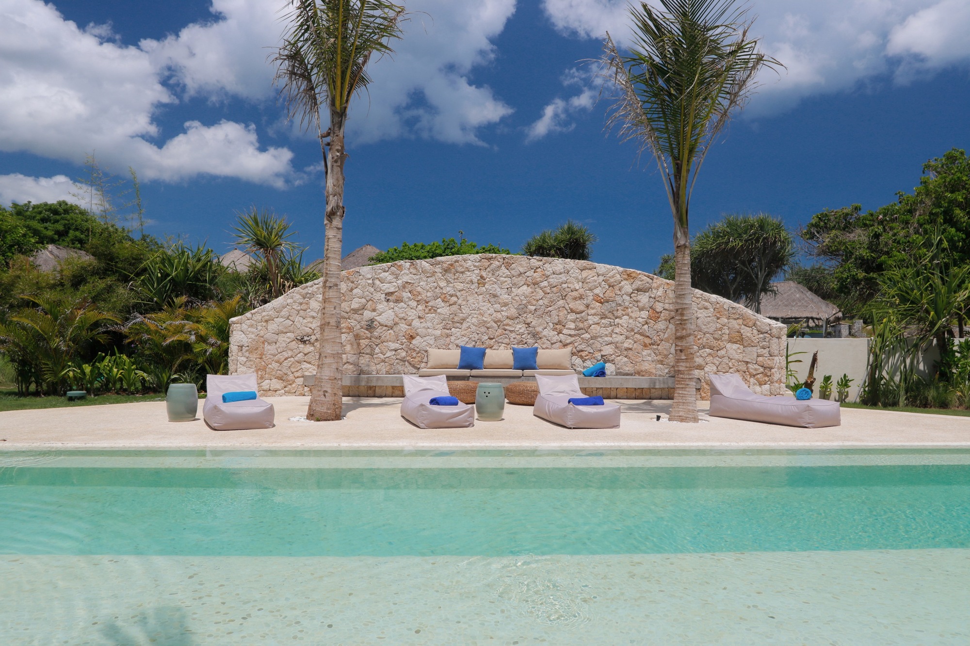 Gallery of Seascape Lembongan / Word of Mouth House - 13