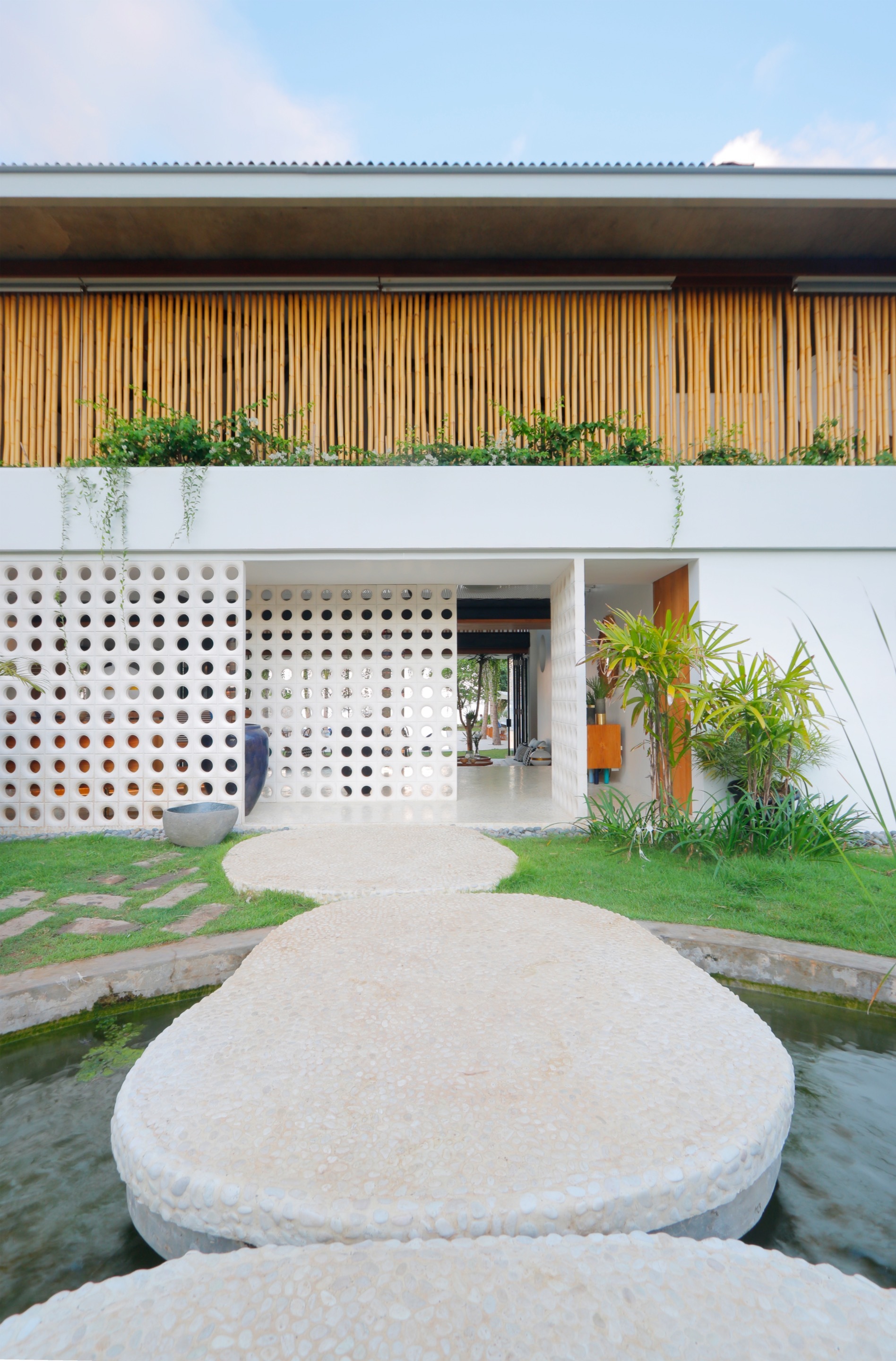 Gallery of Seascape Lembongan / Word of Mouth House - 49