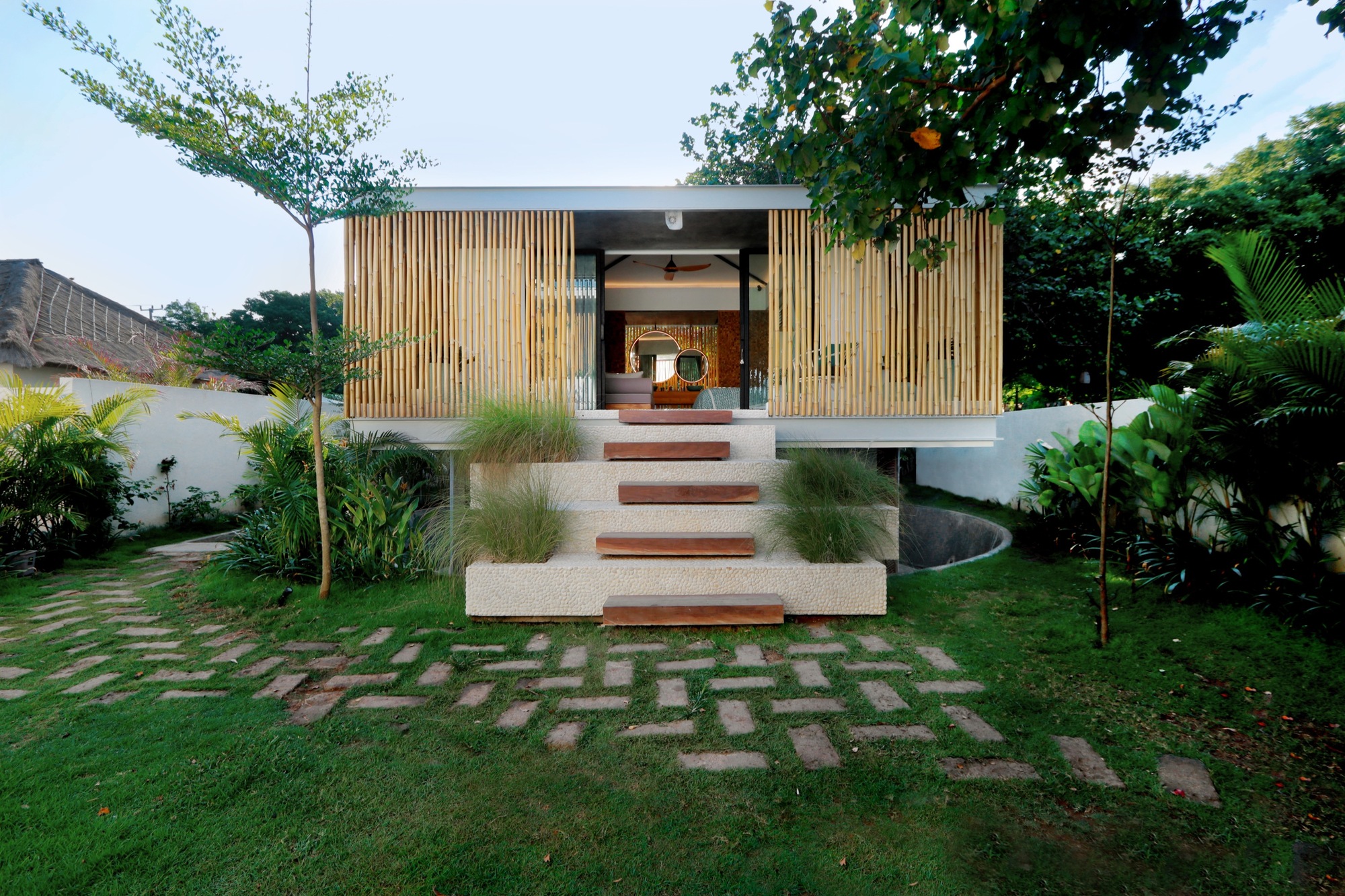 Gallery of Seascape Lembongan / Word of Mouth House - 9