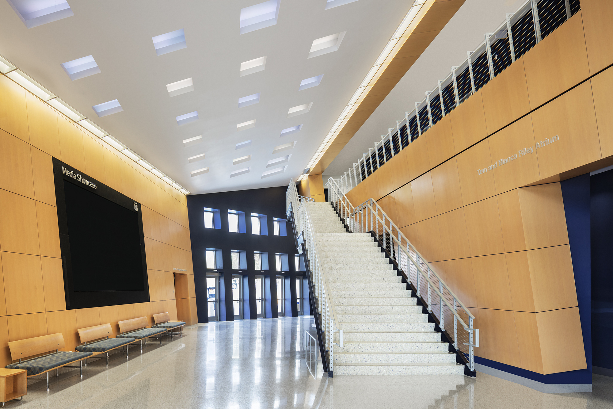 Gallery of FIU School of International and Public Affairs ...