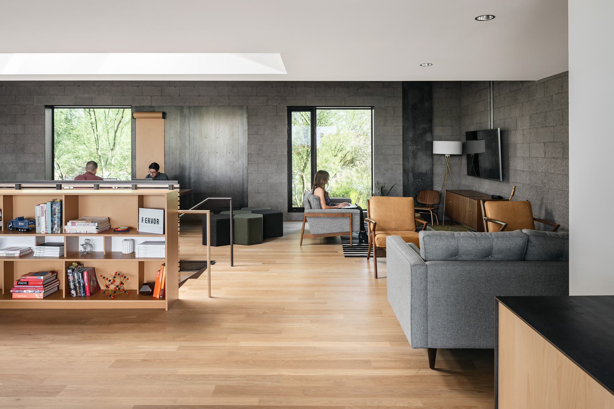 Gallery of Fervor Creative / debartolo architects - 27