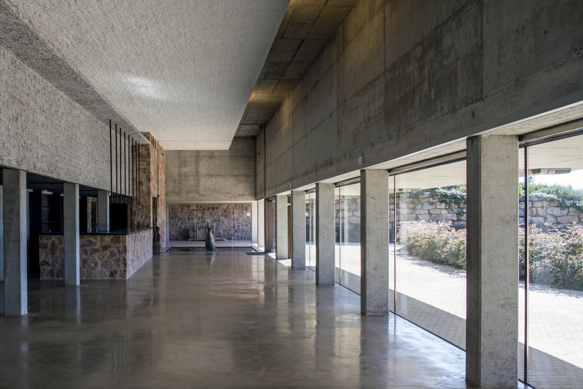 Galería de Centro Internacional de Arte y Hotel a la Fortaleza de Sant ...