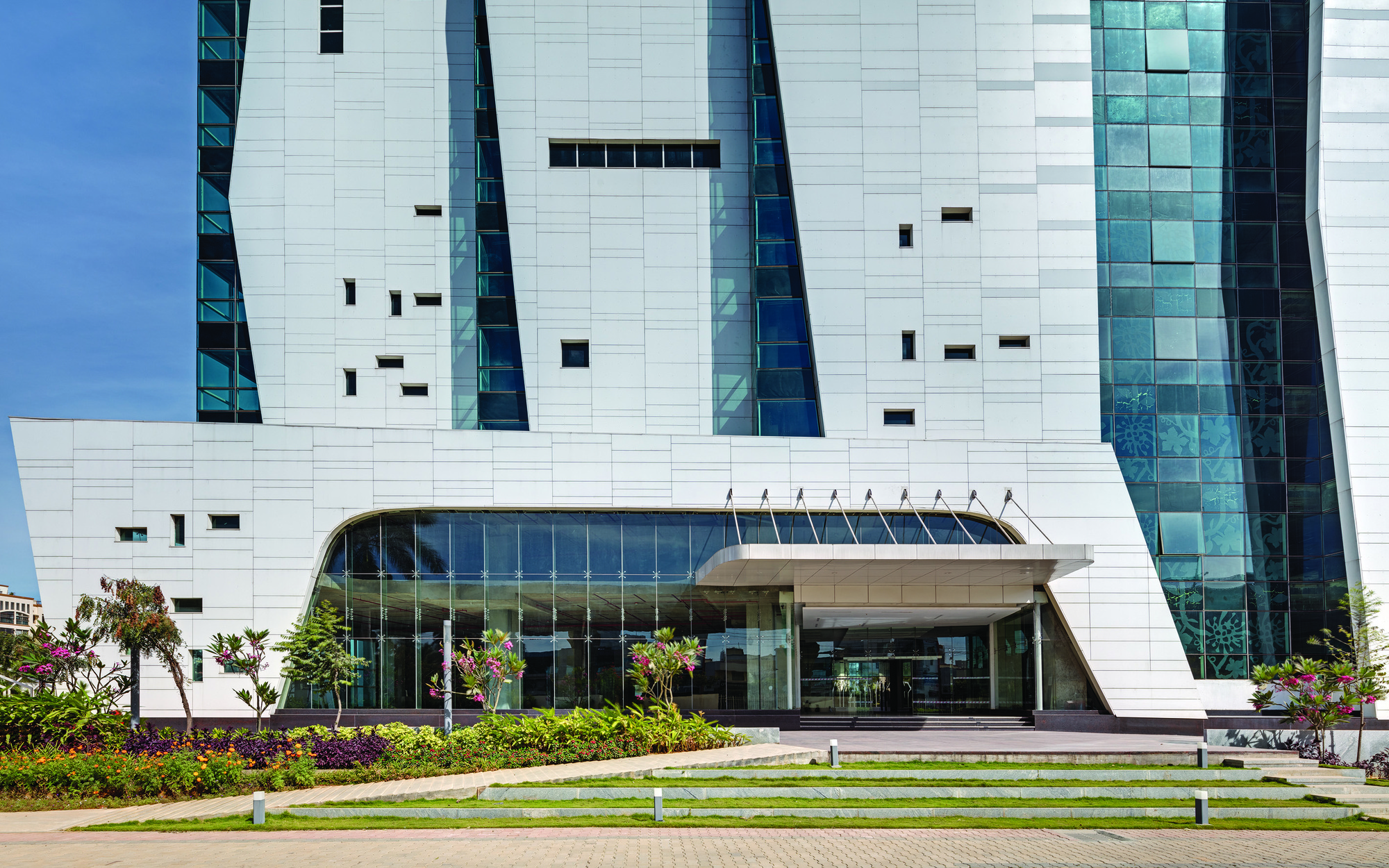 Gallery of Sattva Galleria / Sudhakar Pai Associates - 3