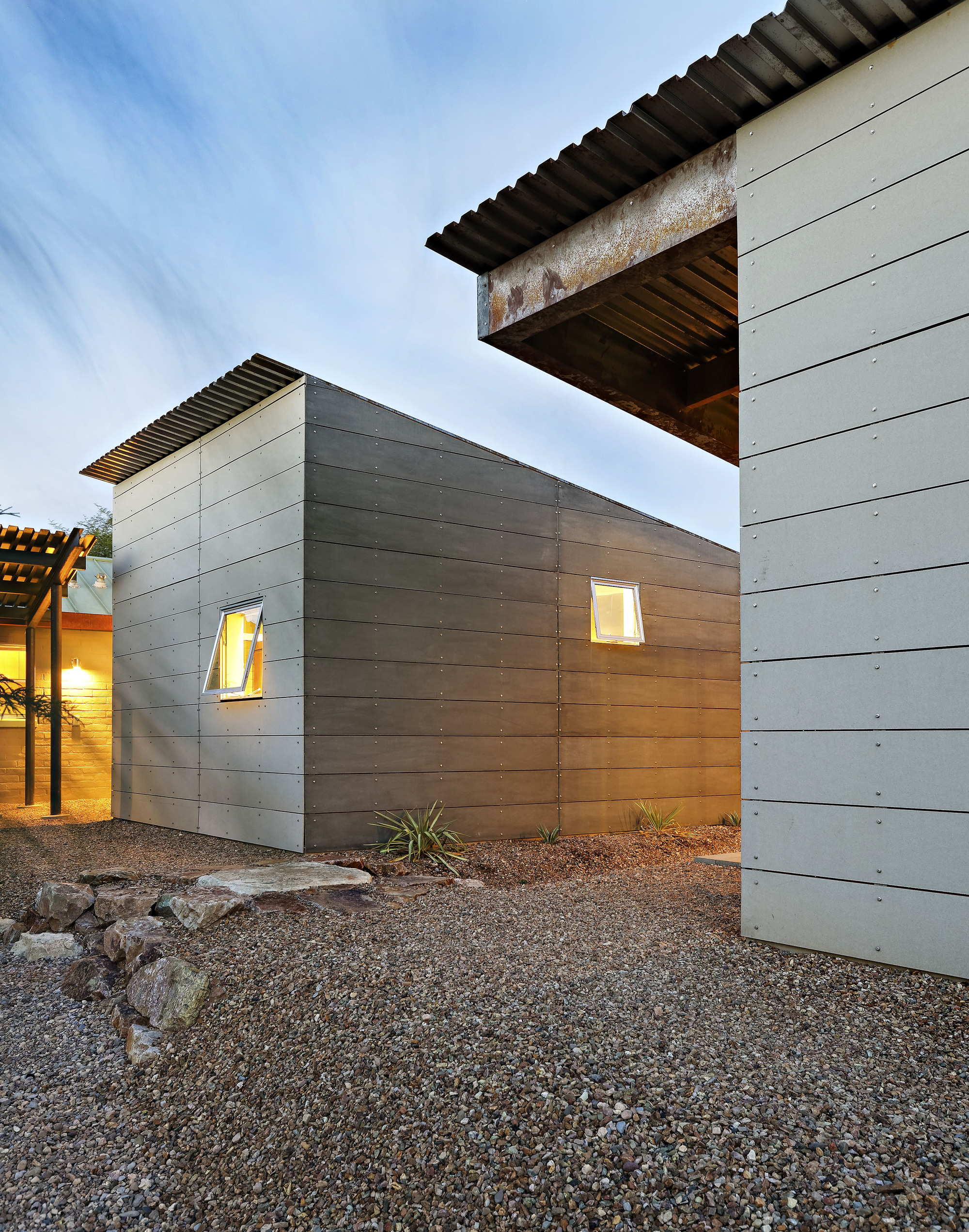 Gallery of Water Street / Rob Paulus Architects - 17