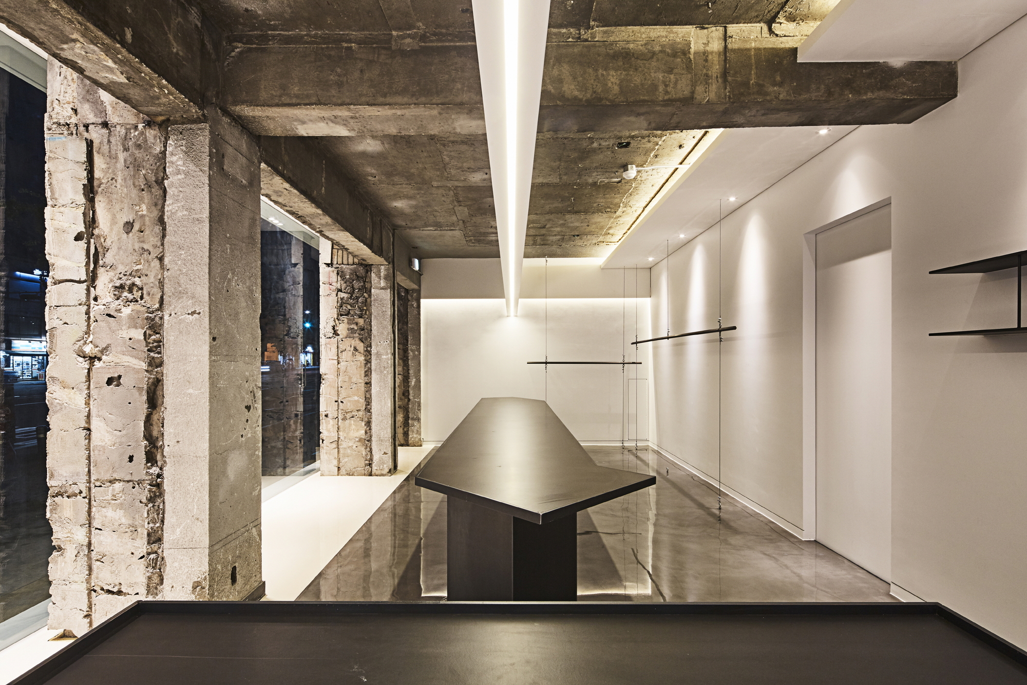 Gallery of Apparel B / void design office - 4