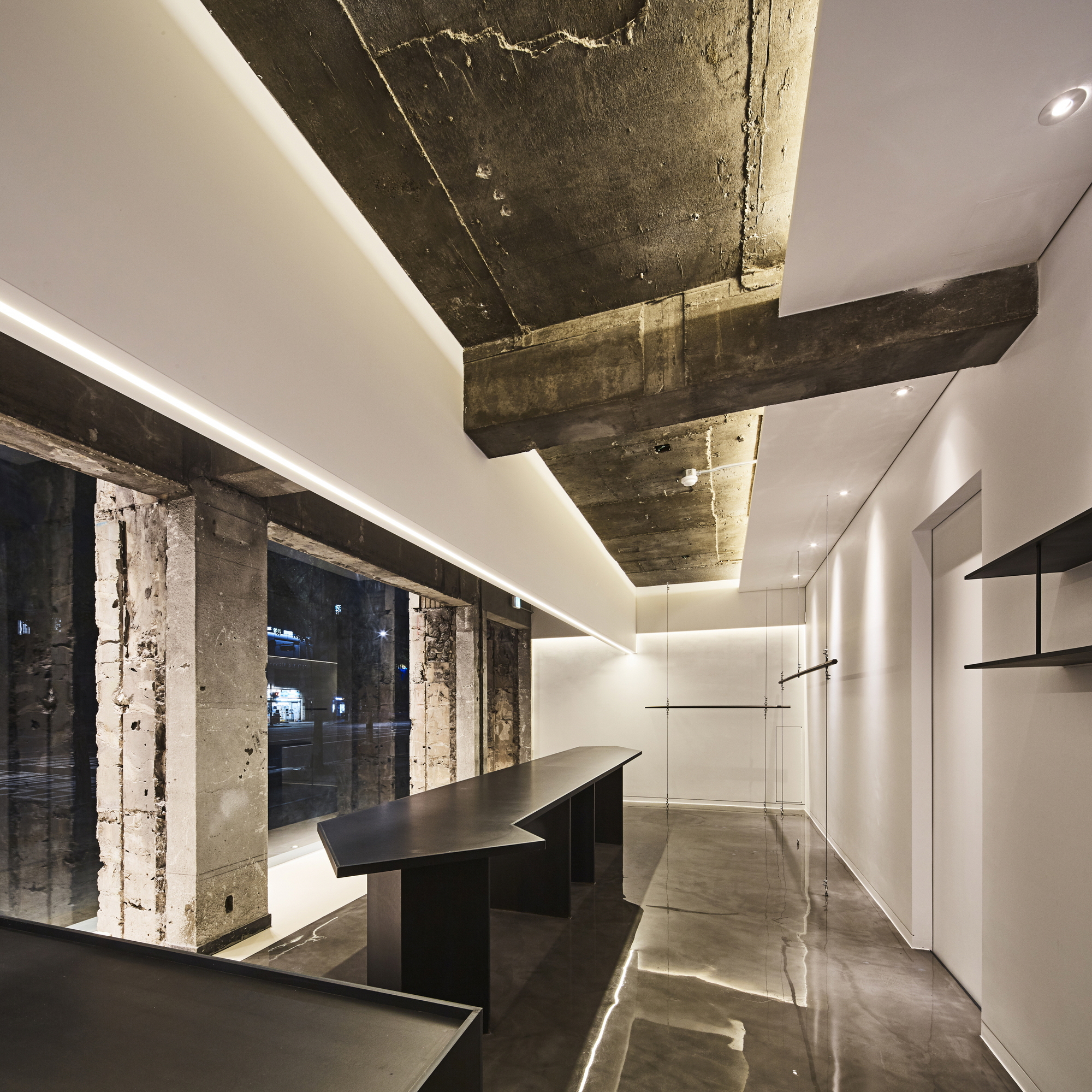 Gallery of Apparel B / void design office - 24