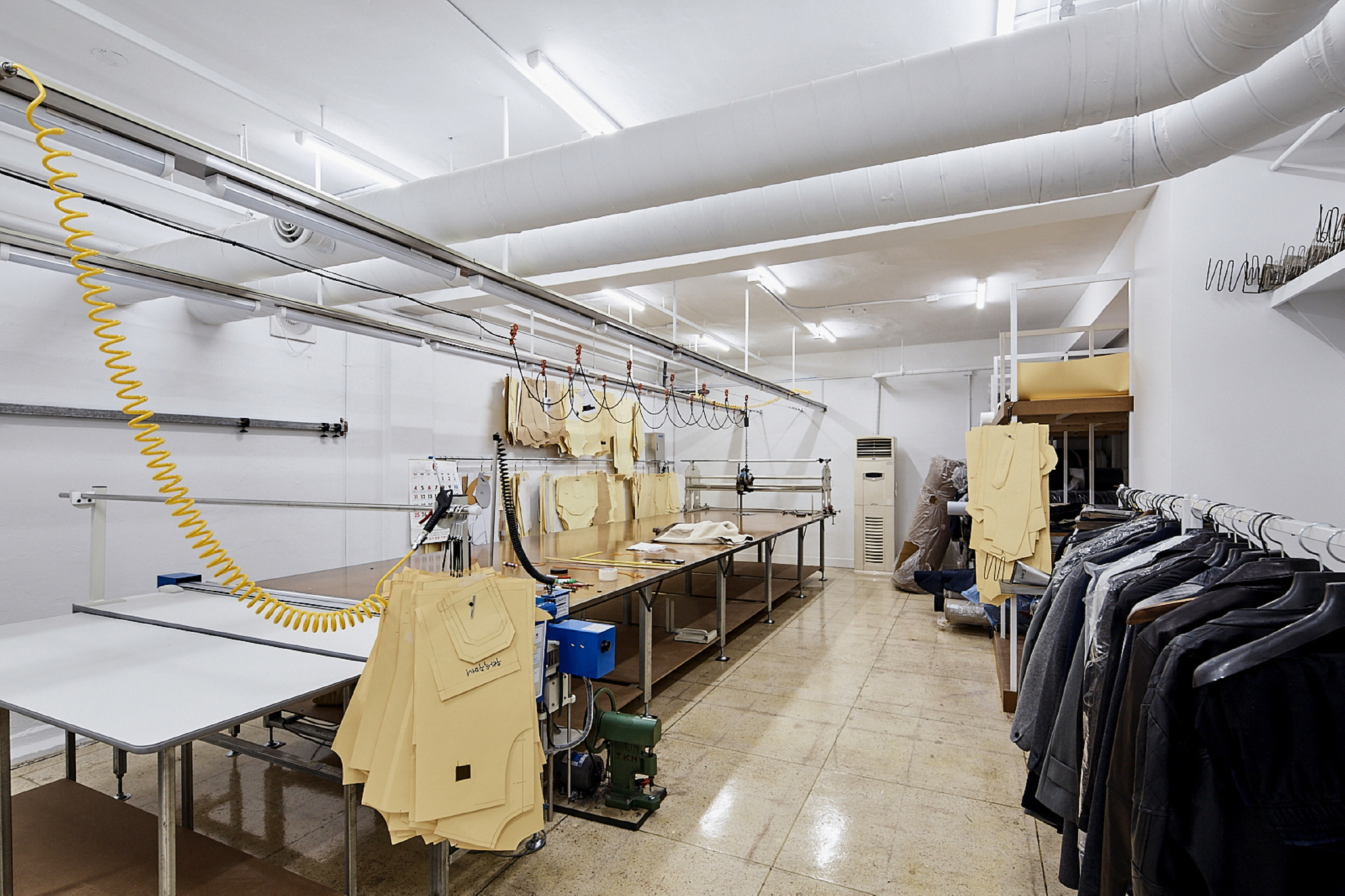 Gallery of Apparel B / void design office - 10