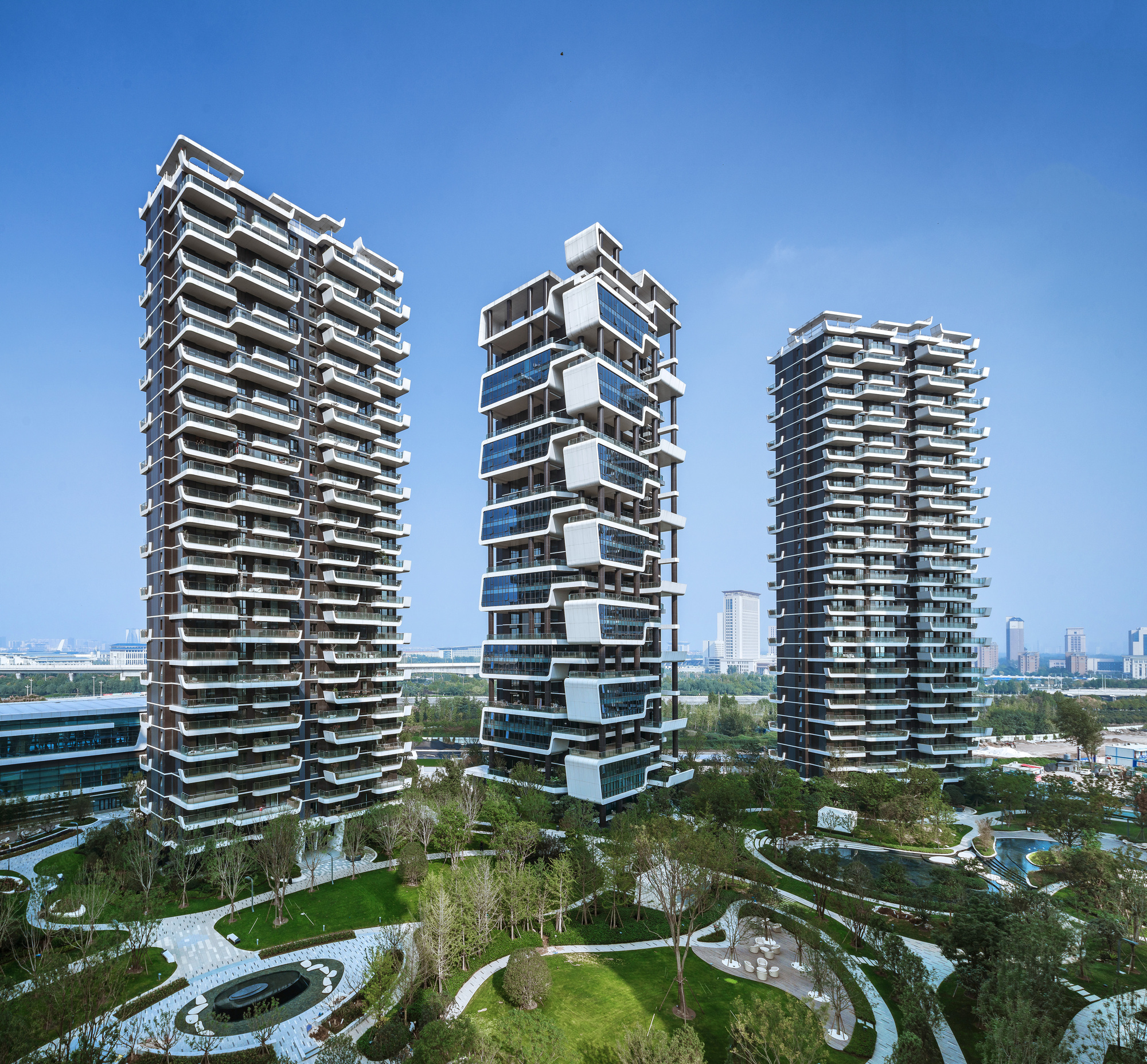 Gallery of Hanhai Luxury Condos / Archimorphic - 2