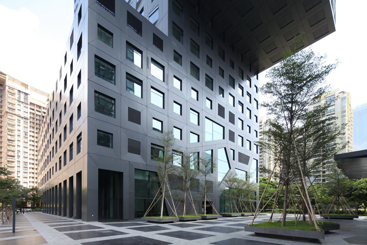 Gallery of CGN Headquarters Building / URBANUS - 9