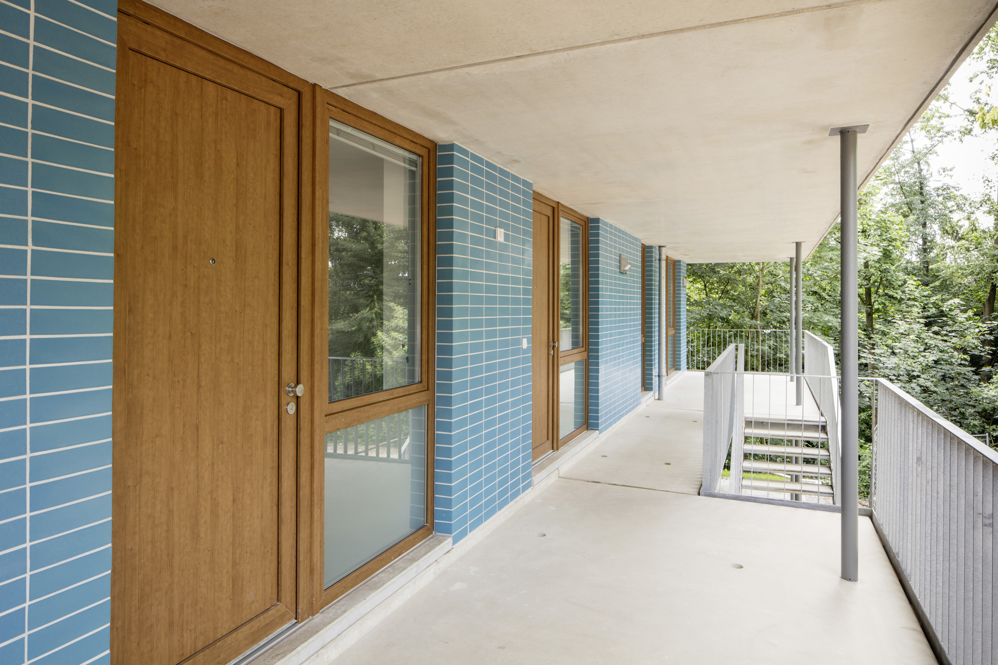 Galería de Refugio para personas sin hogar / RKW Architektur + - 13