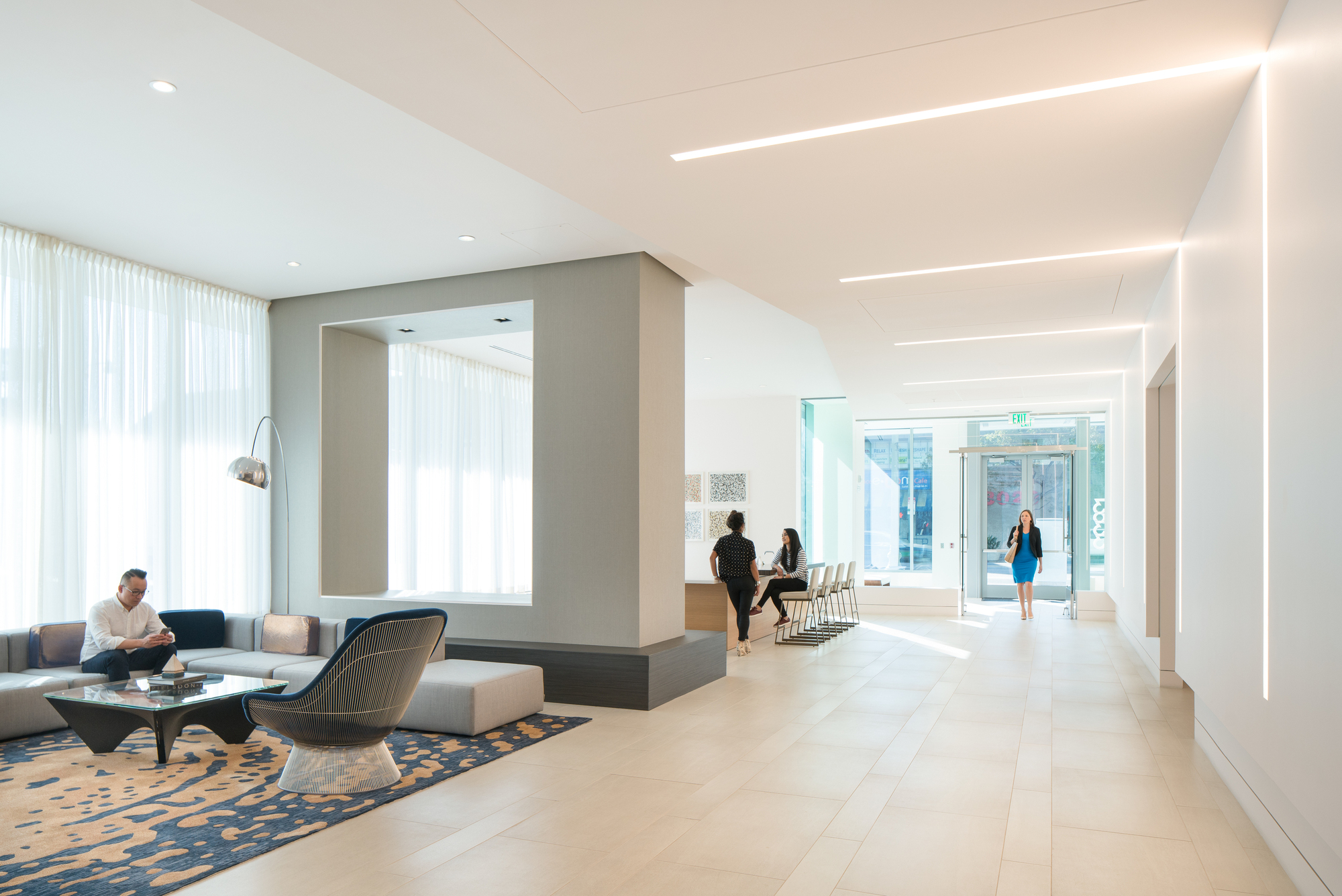 Gallery of 3033 Wilshire Tower / Steinberg Hart - 6