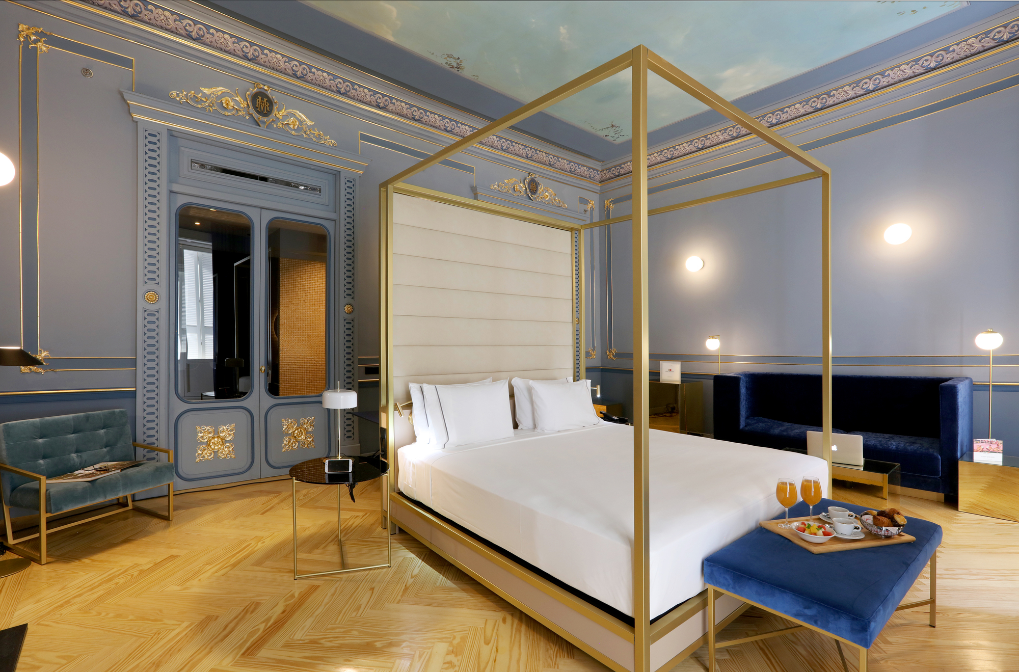 Gallery of AXEL Hotel Madrid / El Equipo Creativo - 12