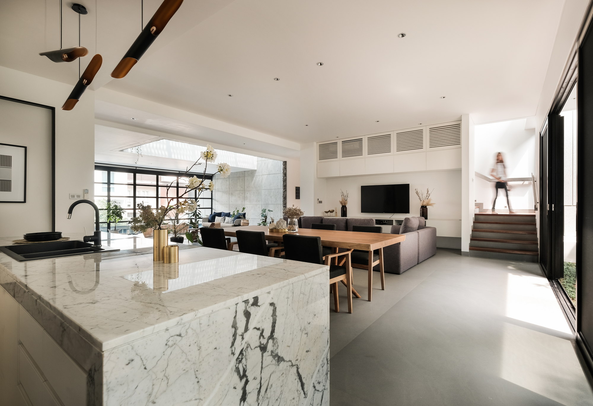 Gallery of DL House / DP+HS Architects - 20