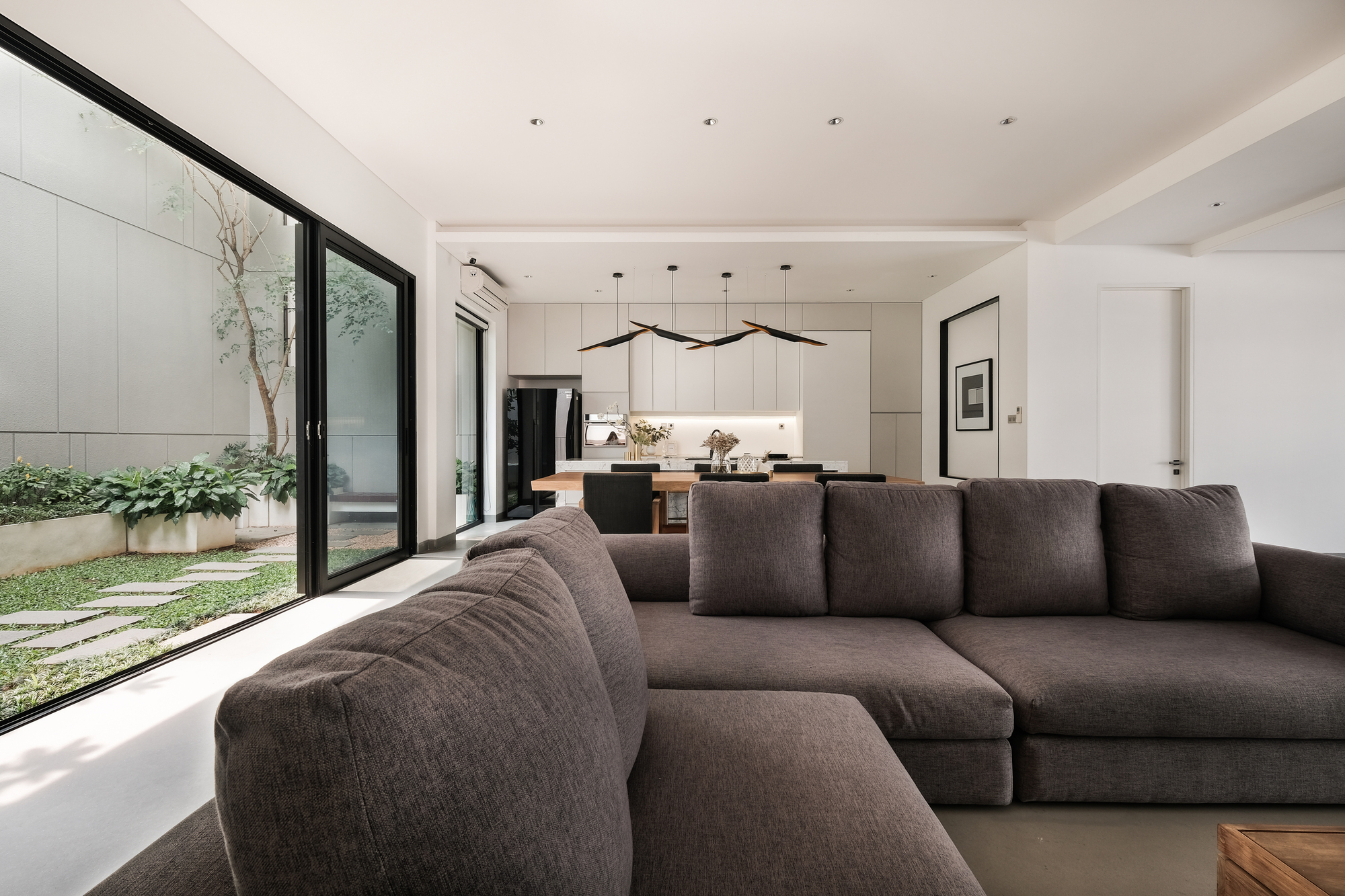 Gallery of DL House / DP+HS Architects - 9