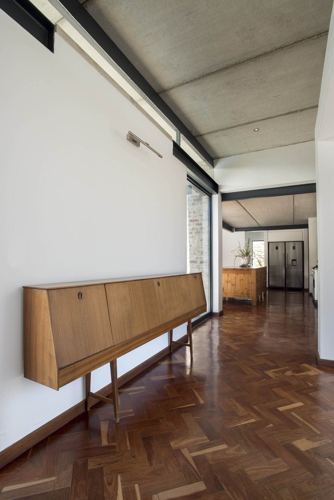 Gallery of Link House / Strey Architects and Associates - 13