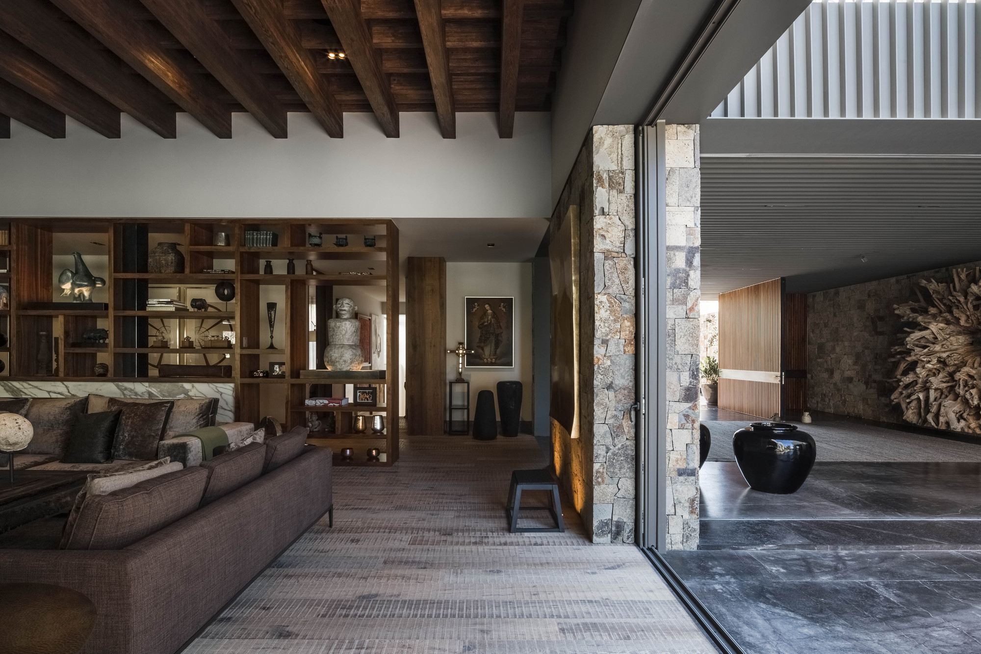 Gallery of AP House / ELÍAS RIZO ARQUITECTOS - 2