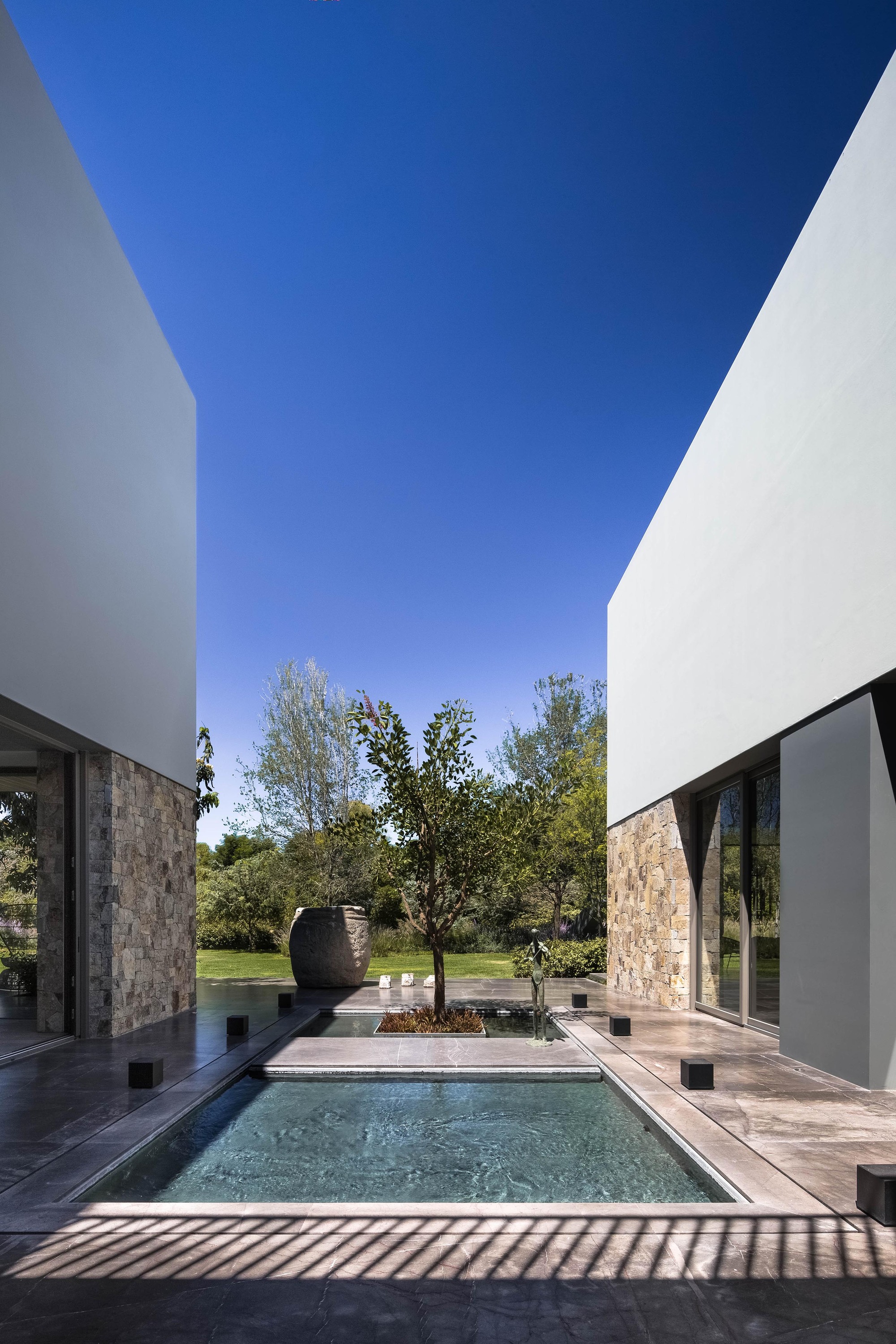 Gallery of AP House / ELÍAS RIZO ARQUITECTOS - 15