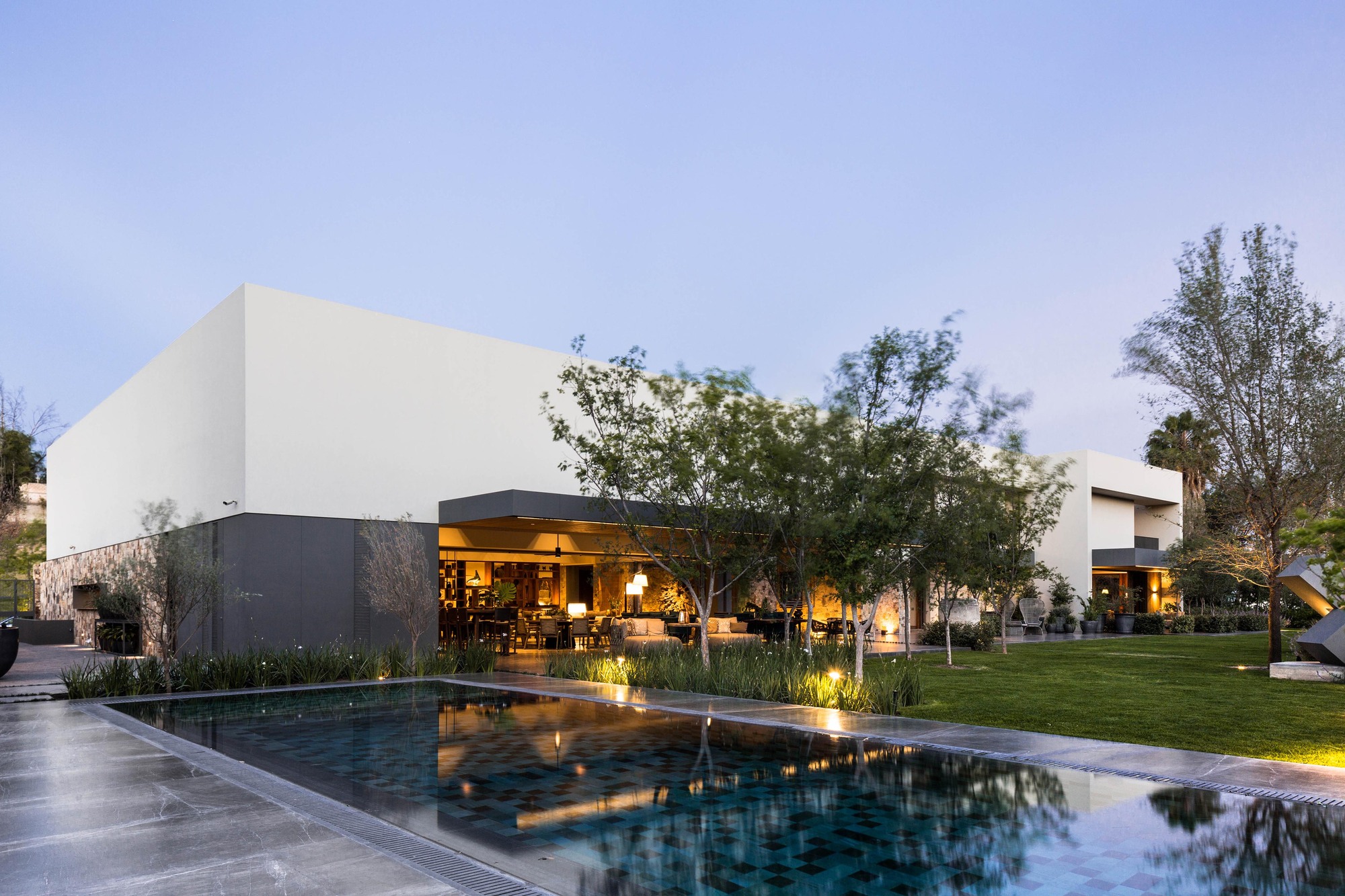 Gallery of AP House / ELÍAS RIZO ARQUITECTOS - 12