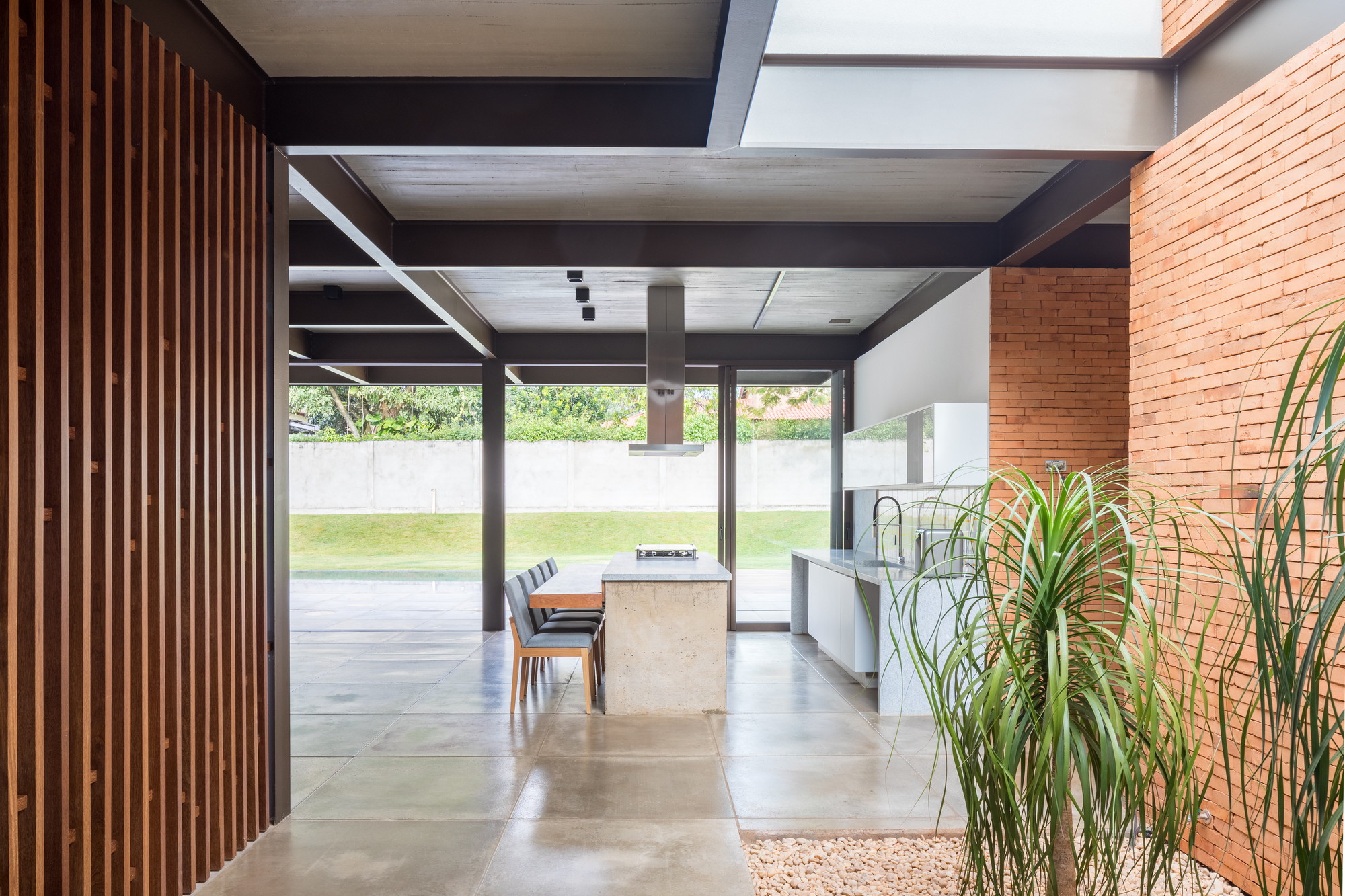 Gallery of 2x2 House / Estúdio Mova - 16