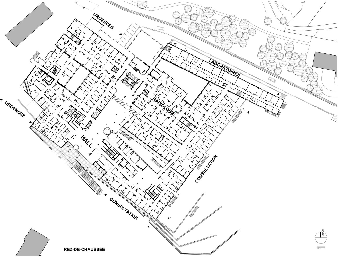 Gallery of Hospitals and Health Centers: 50 Floor Plan Examples - 50
