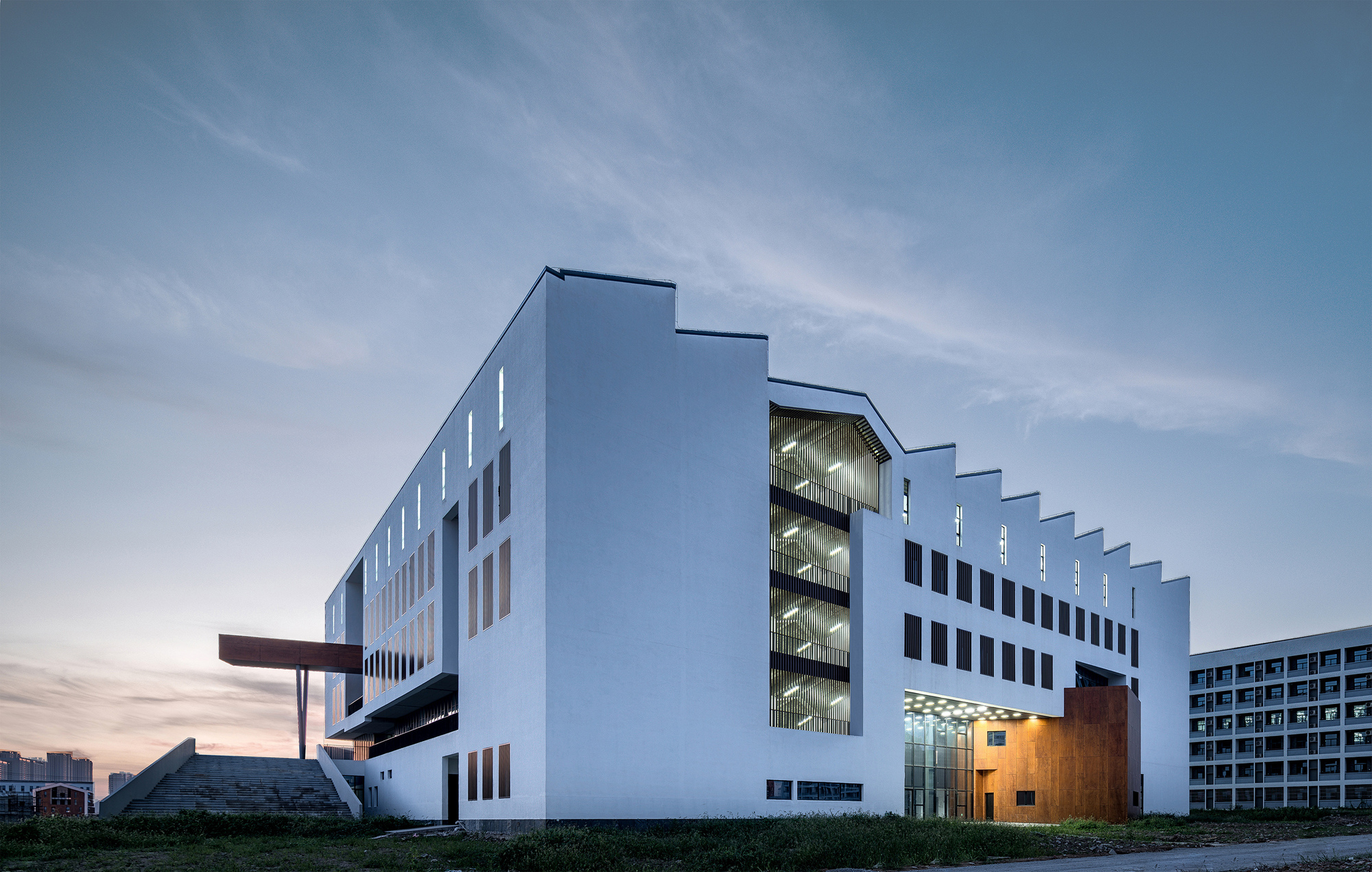 Gallery of Fine Arts Building of AHUAC / TJAD - 1