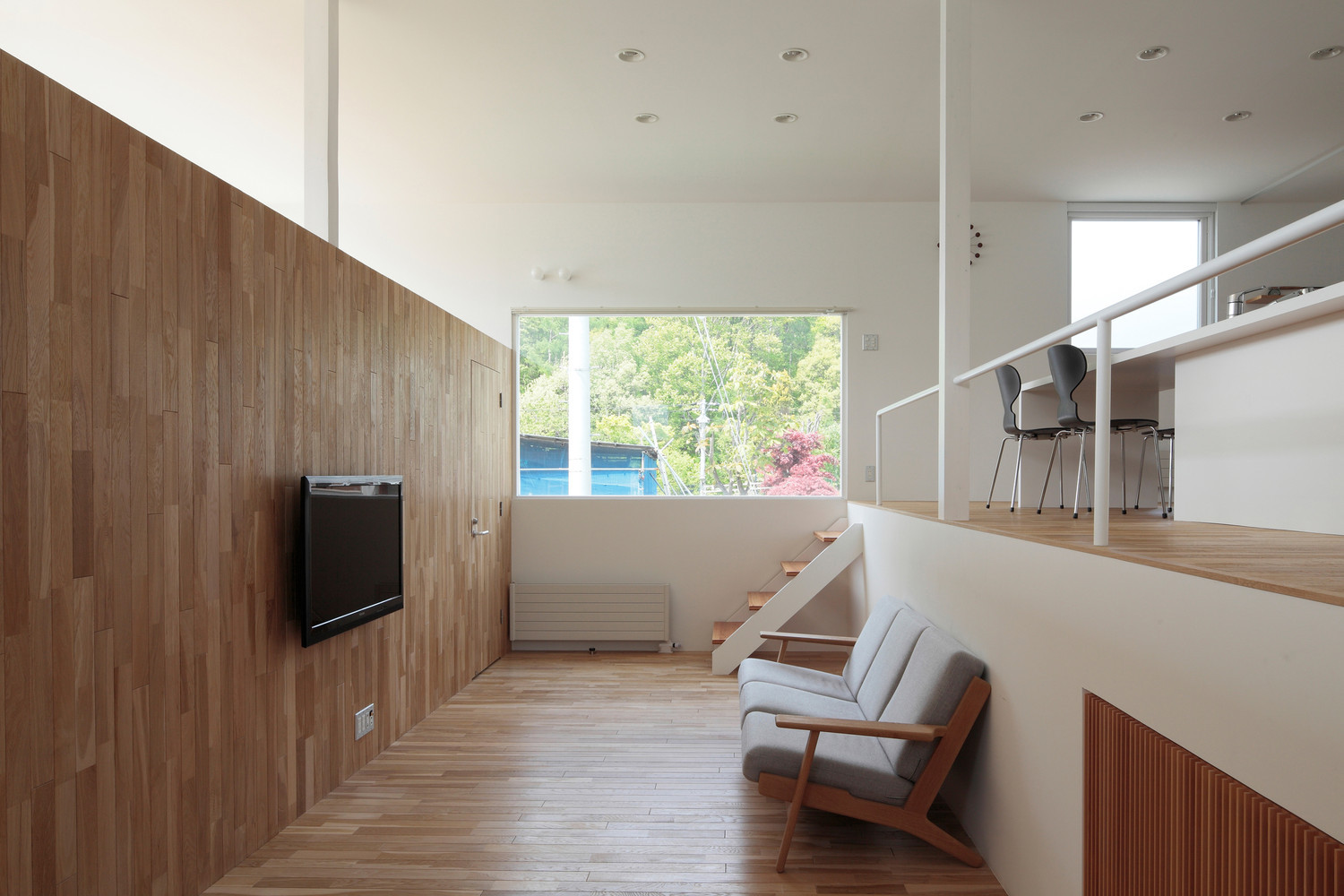 Gallery of Split-Level Homes: 50 Floor Plan Examples - 114