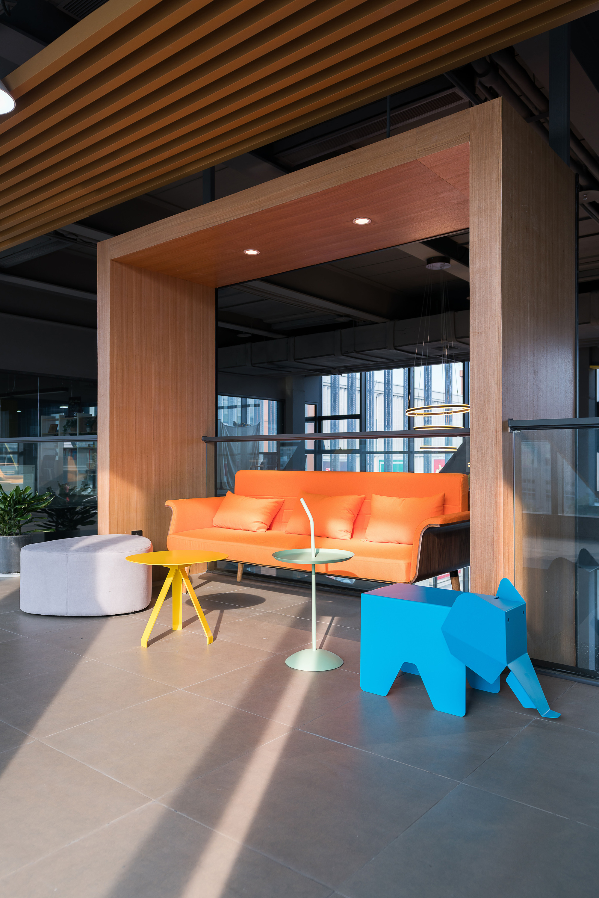 Gallery of Olink Office / NINE PICK Design - 16