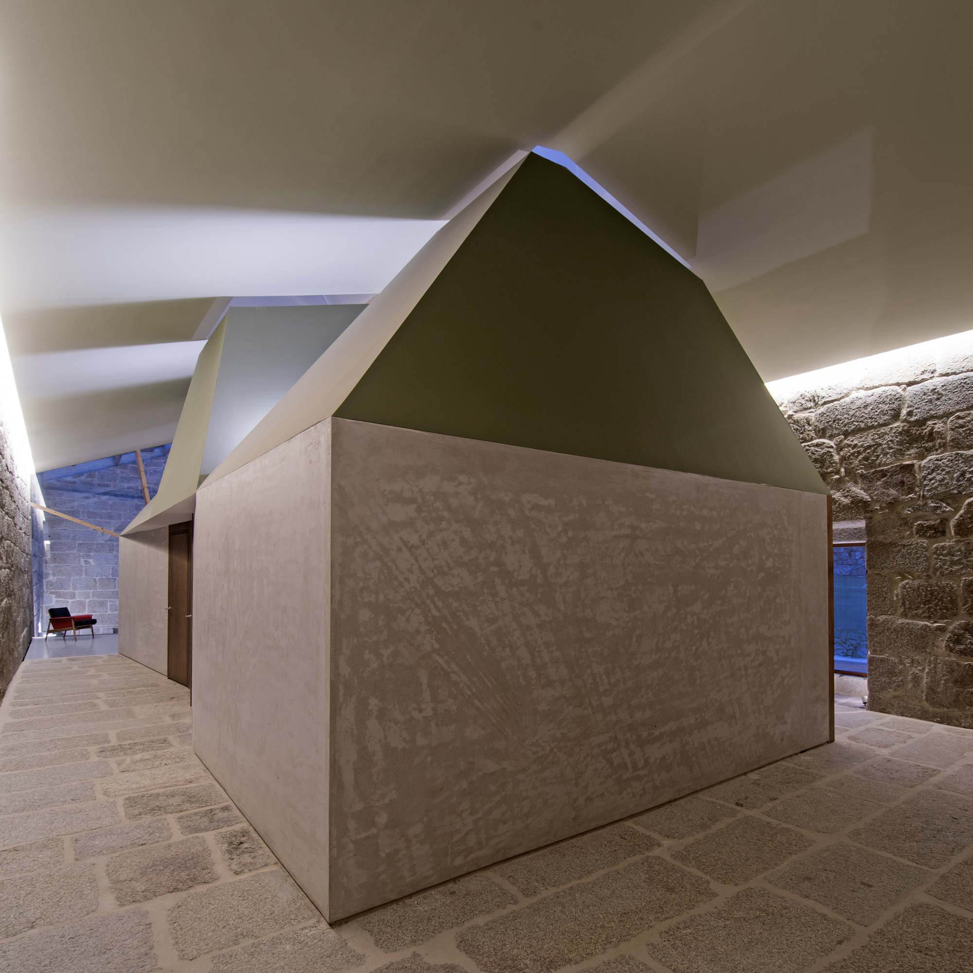 Gallery of Refurbishment of the Lateral Building of the Monastery of ...