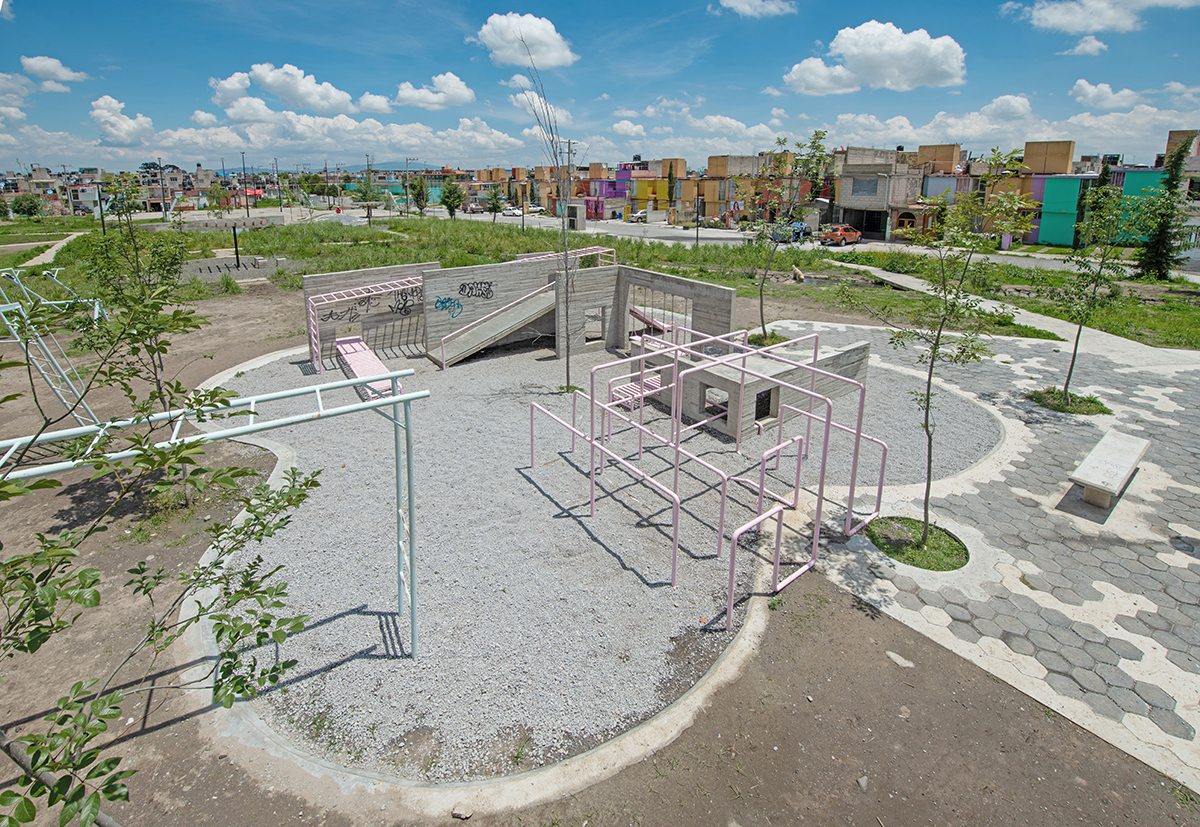 Gallery of Colinas del Sol Park / Francisco Pardo Arquitecto - 12