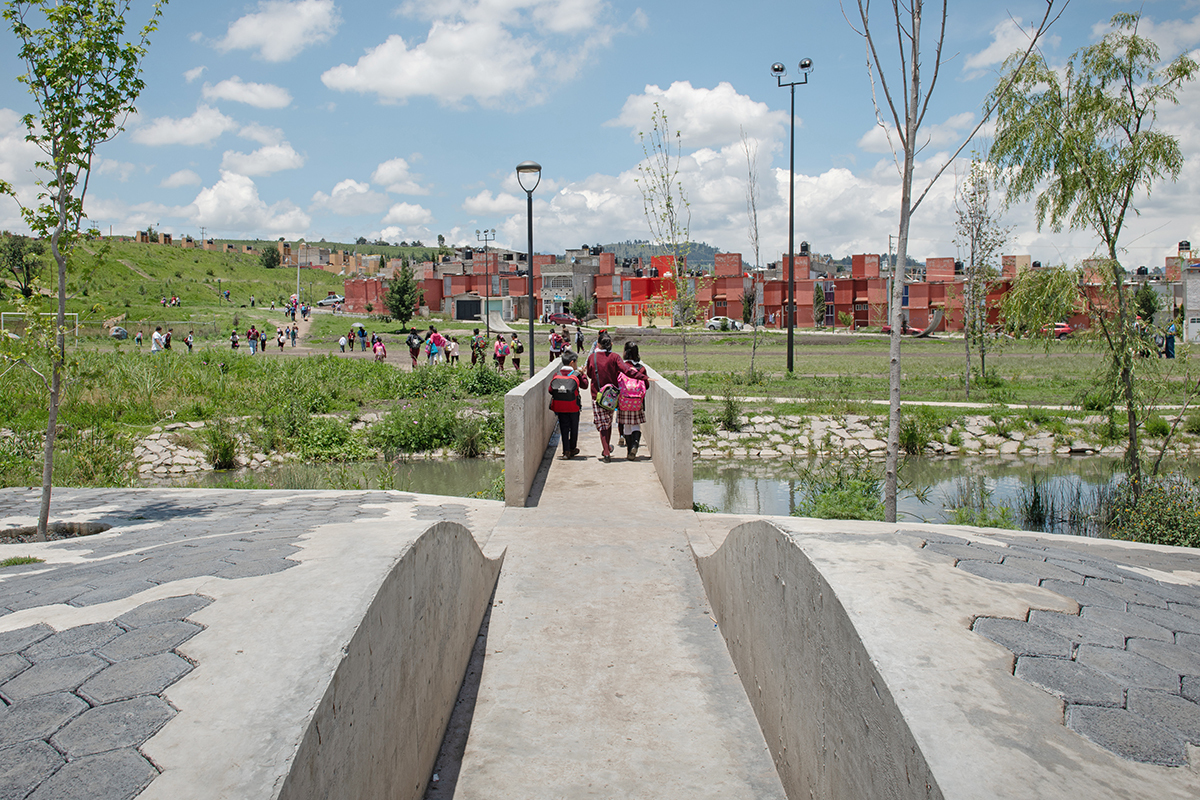 Gallery of Colinas del Sol Park / Francisco Pardo Arquitecto - 16