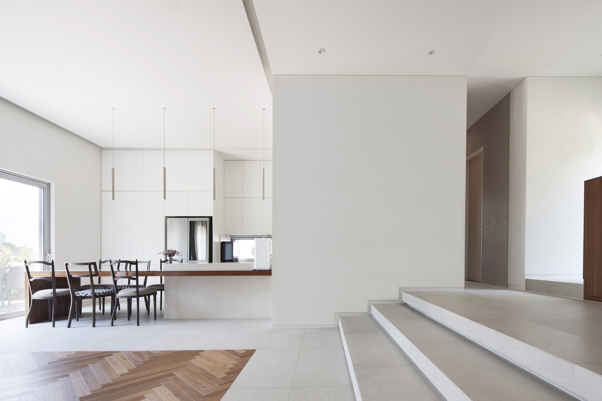 Gallery of Signature House / 100A associates - 12