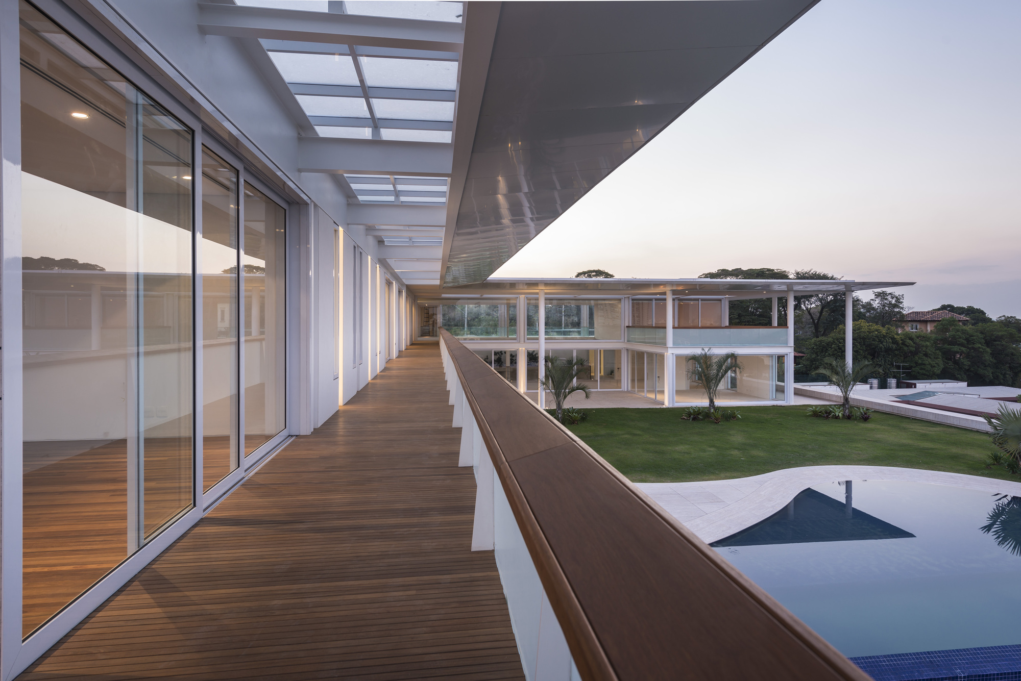 Gallery of HCO Morumbi House / Gálvez & Márton Arquitetura - 5