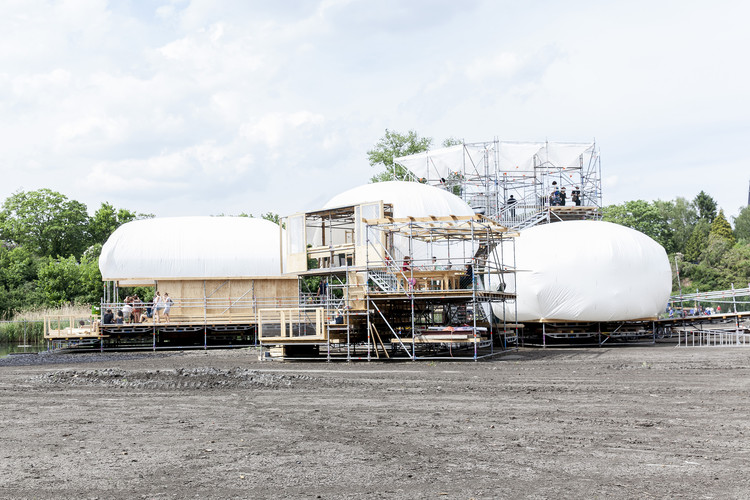 Floating University Berlin / raumlabor berlin | ArchDaily