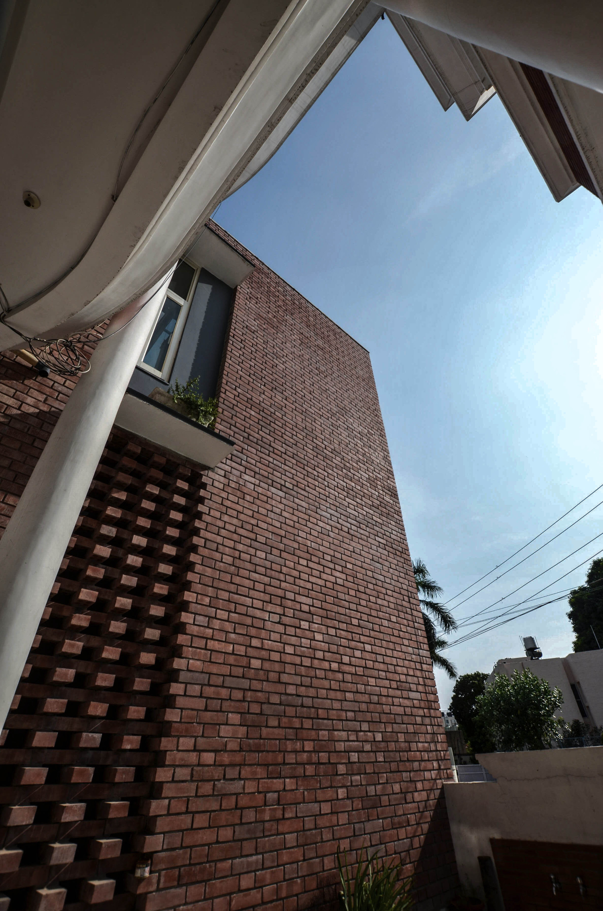 Gallery of Brick Curtain Office / Firki Studio - 6