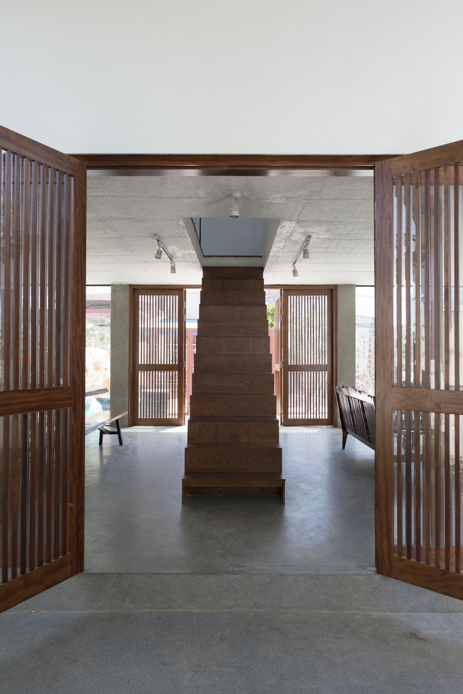 Gallery of HP HOUSE / TOOB STUDIO - 18