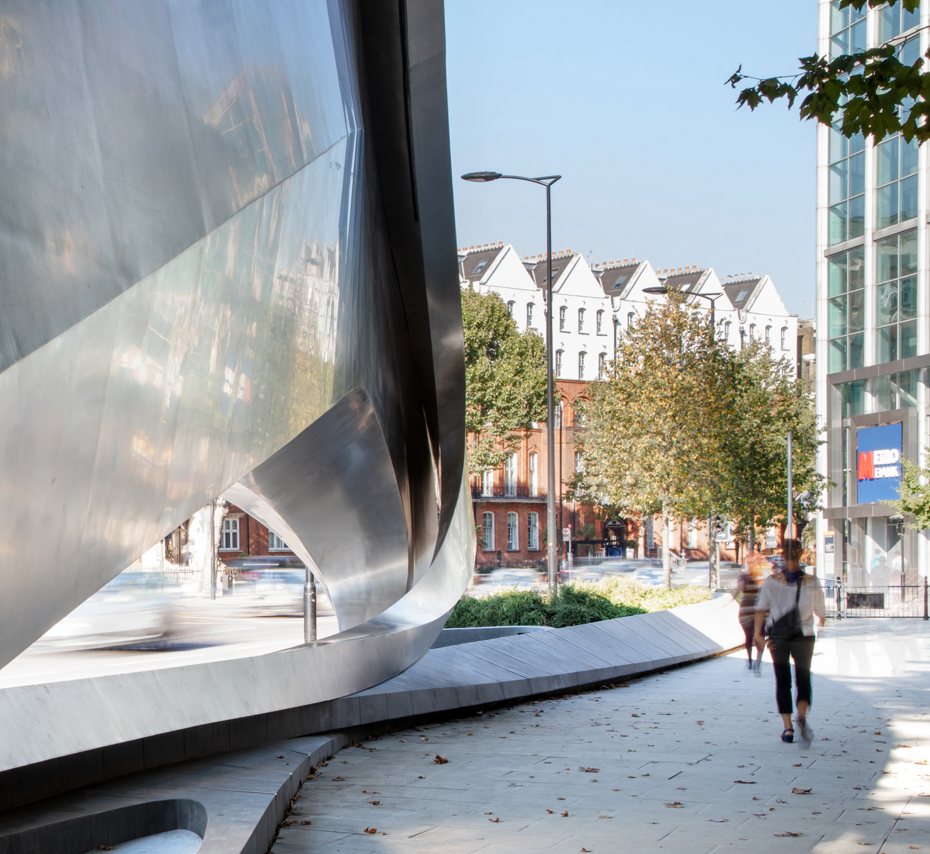 Gallery of The Kensington / Zaha Hadid Design - 6