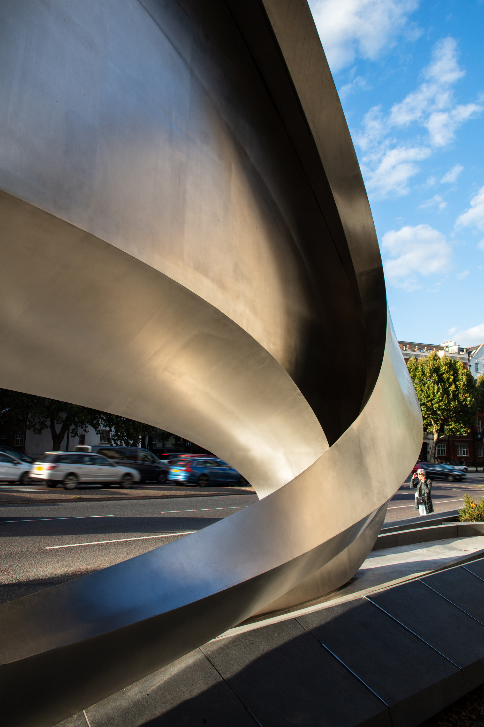 Gallery of Zaha Hadid Architects Reveal Twisting Steel Billboard in ...