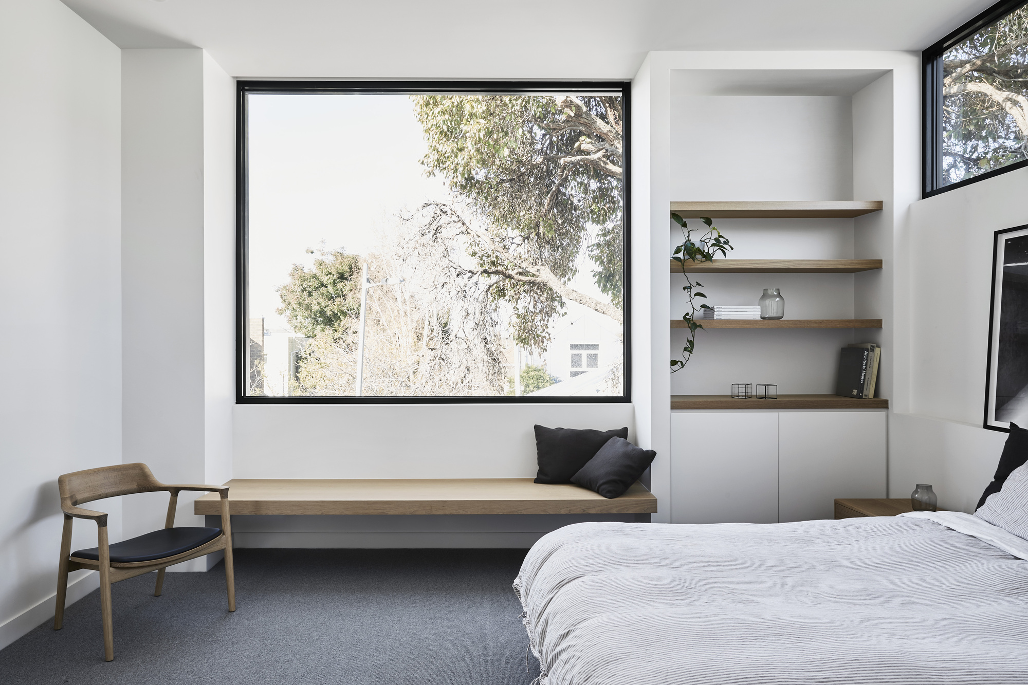 Gallery of Loft House / Tom Robertson Architects - 11