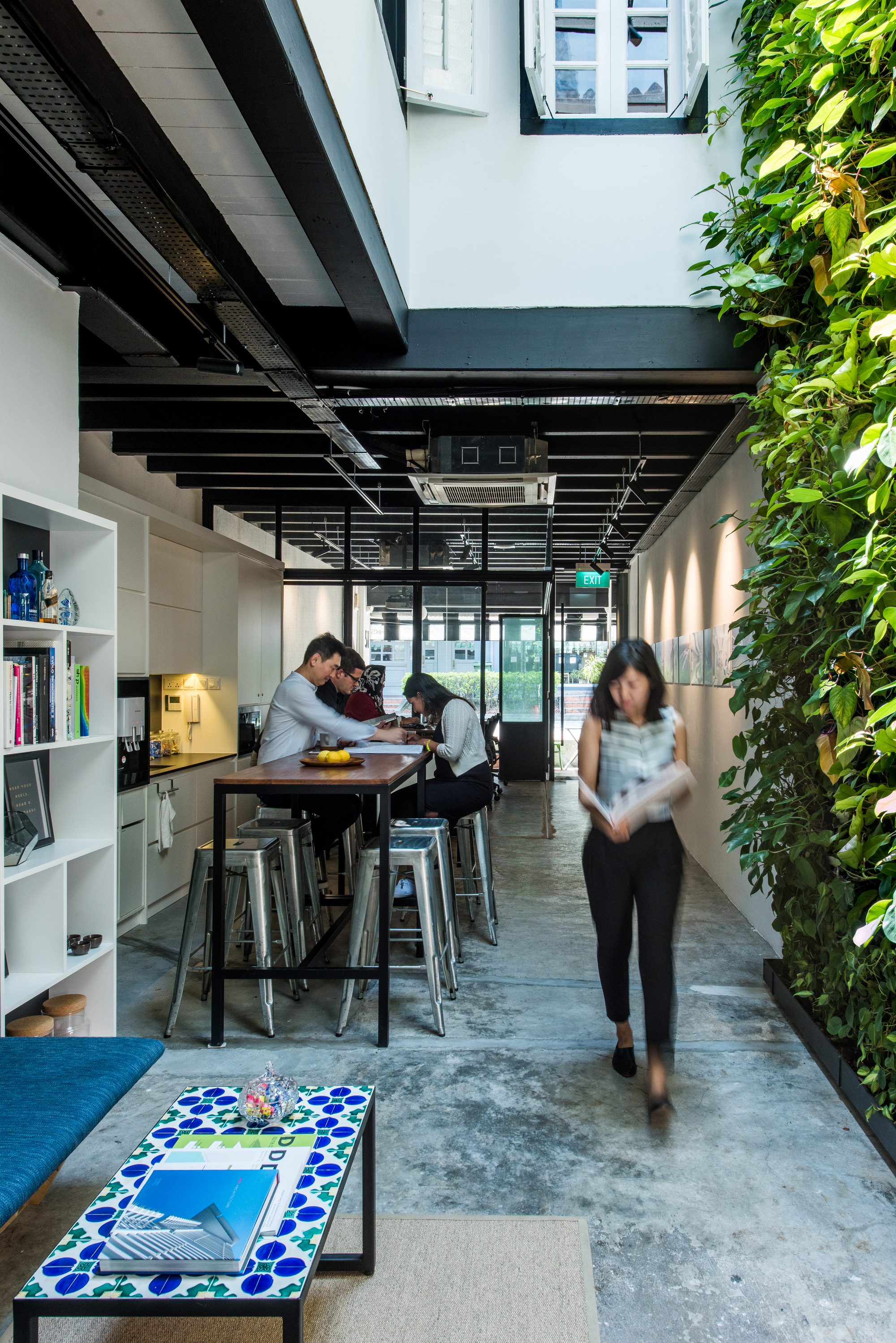 Gallery of HKS Singapore Office / HKS Architects - 11