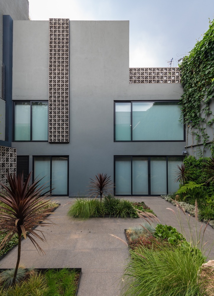 Gallery of 15 Projects in Mexico that Merge the Interior with the ...