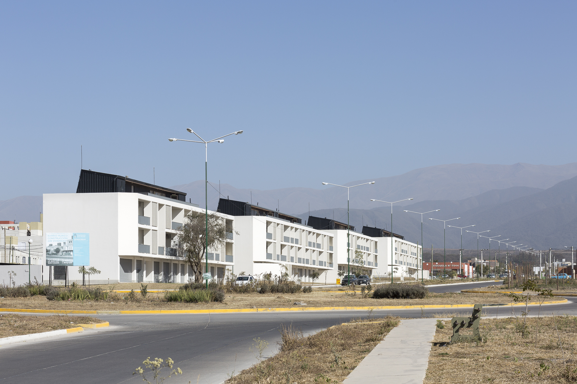 Galería de Pro.Cre.ar Huaico Salta / Sergio Alberto Cabrera Arquitectos ...