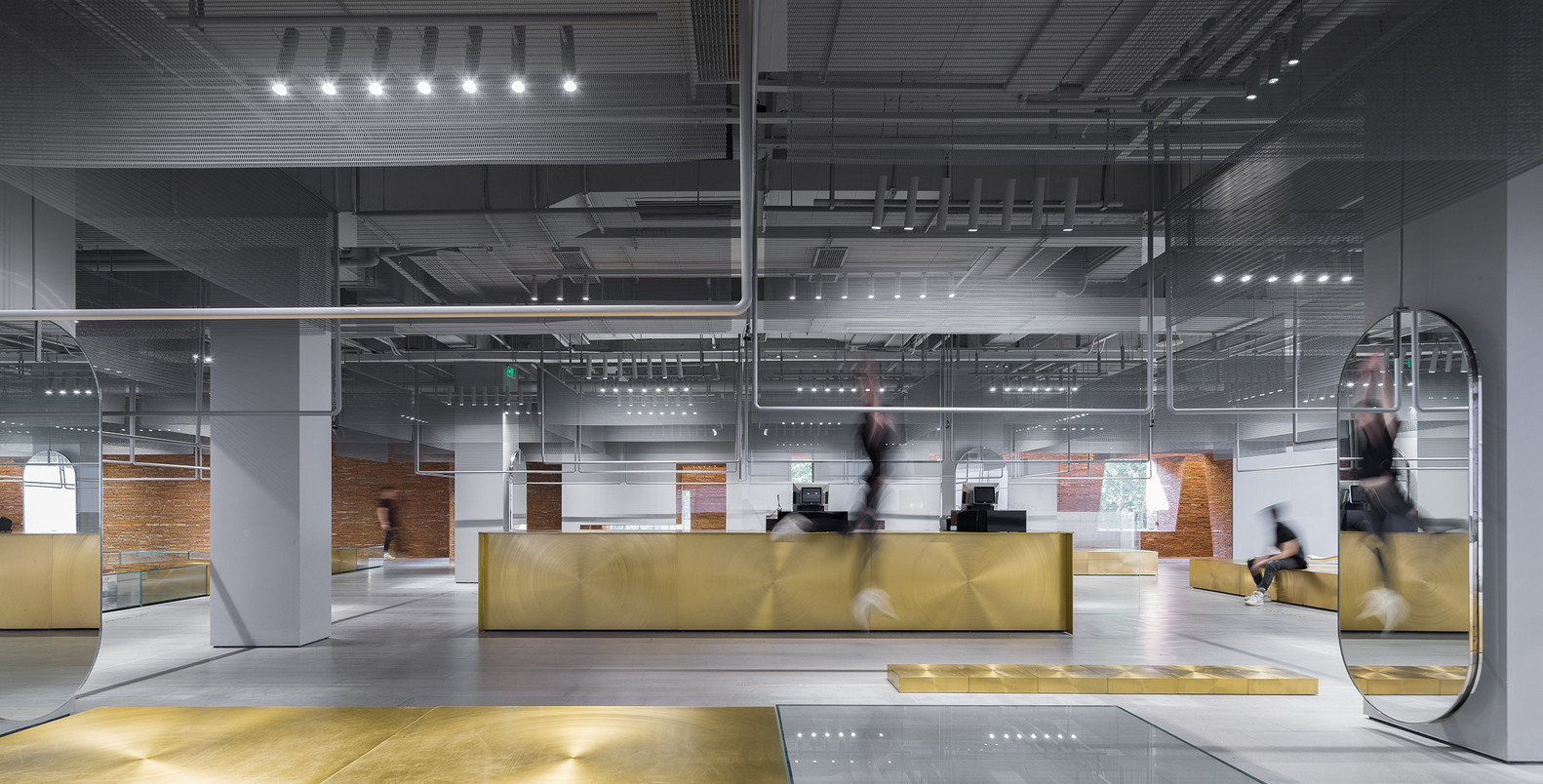 Gallery of UR Shanghai Flagship Store / DOMANI - 12