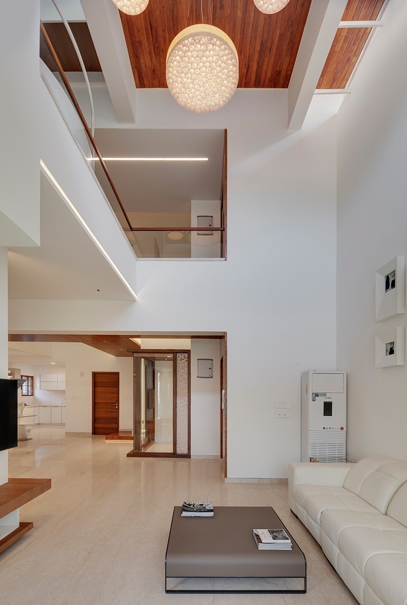 Gallery of House in the Air / TechnoArchitecture - 13