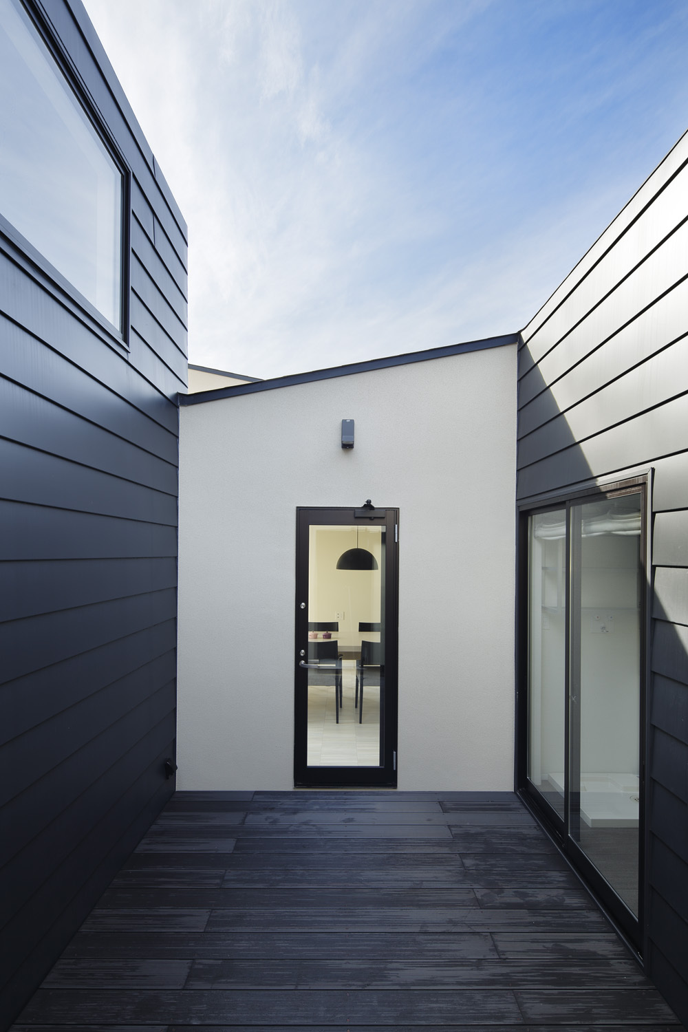 Gallery of Hopscotch House / Hiramoto Design Studio - 10