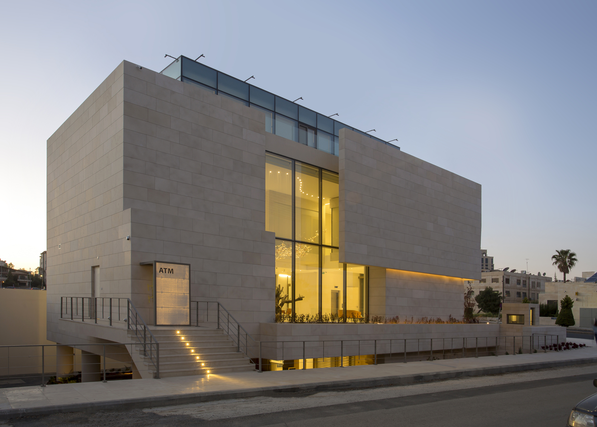 Capital Bank Of Jordan Paradigm DH ArchDaily Capital Bank Of Jordan Paradigm DH ArchDaily