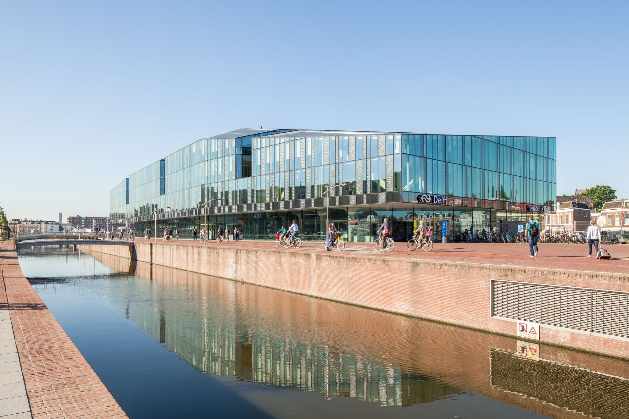 Gallery of Delft City Hall and Train Station / Mecanoo - 4