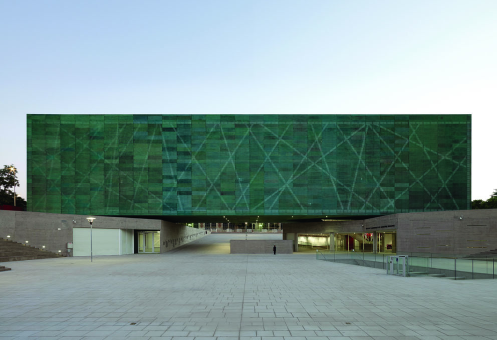 Gallery of The Beauty of Pre-Oxidized Copper Through 8 Facades - 8